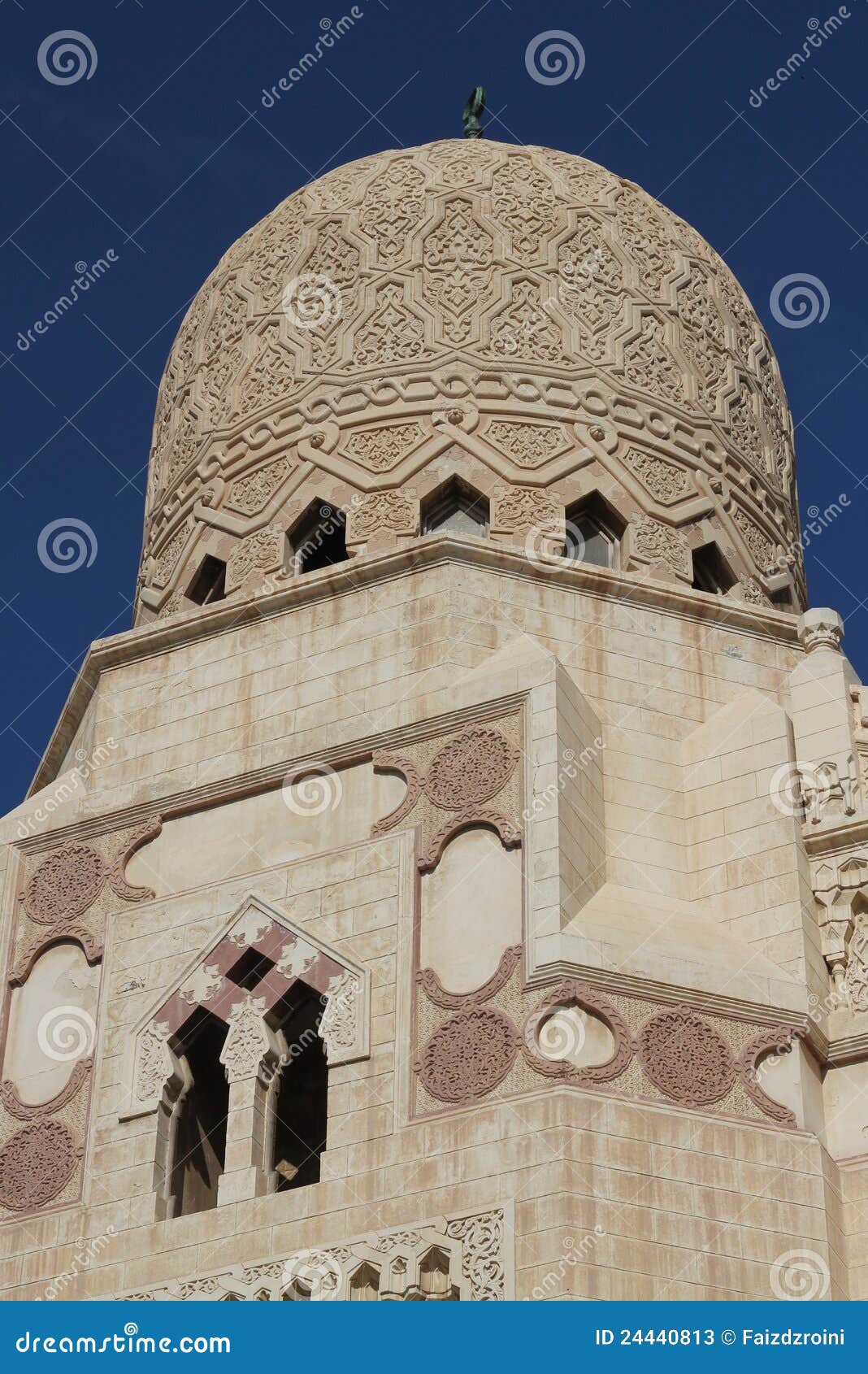 The dome of mosque stock image. Image of arabic, pillars - 24440813