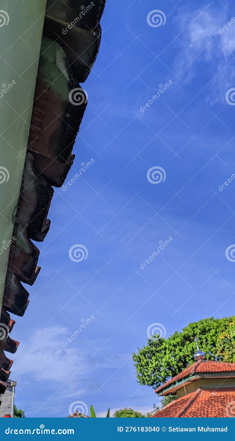 The Dome of the Mosque is Very Magnificent with a Beautiful Blue Sky ...