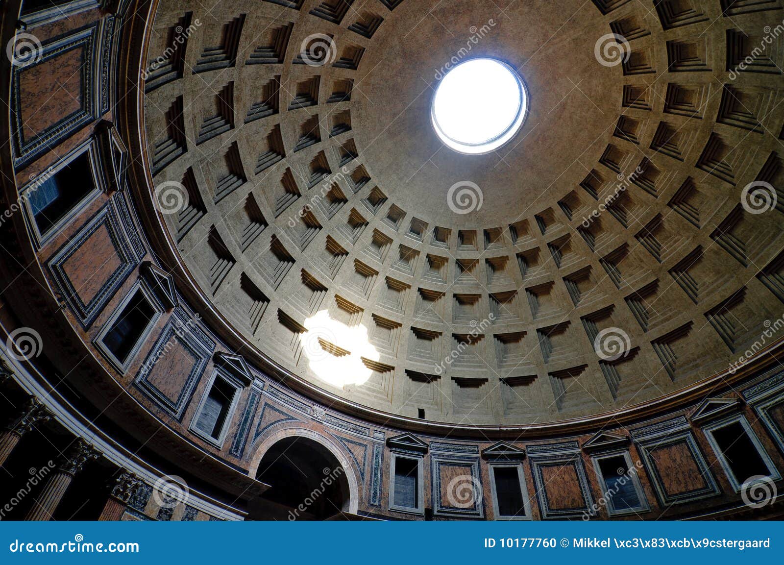 The dome of the Pantheon stock photo. Image of horizontal - 10177760