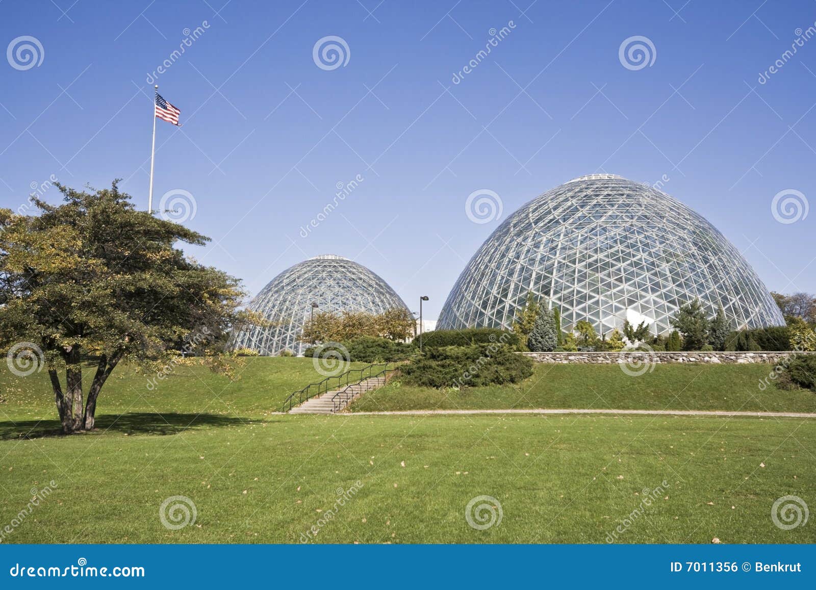 Domes of a Botanic Garden stock photo. Image of traveling - 7011356