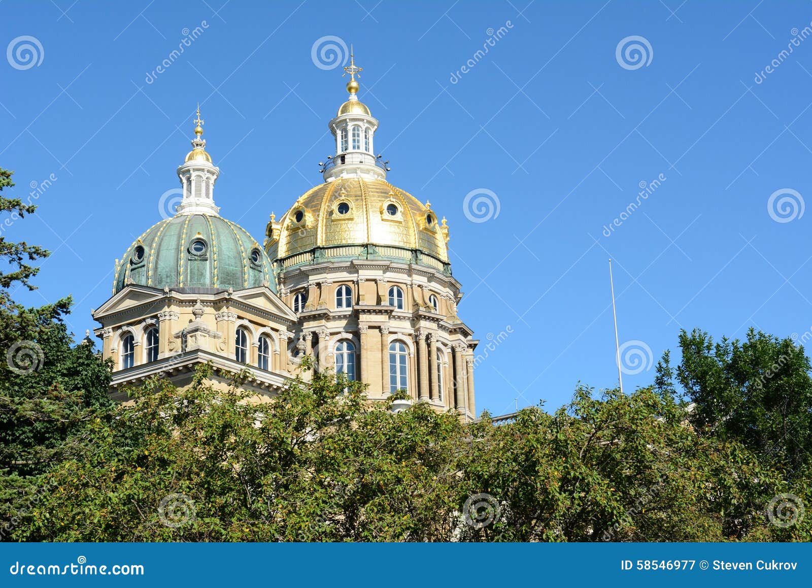 Domes at Iowa State Capitol Stock Image - Image of moines, building ...