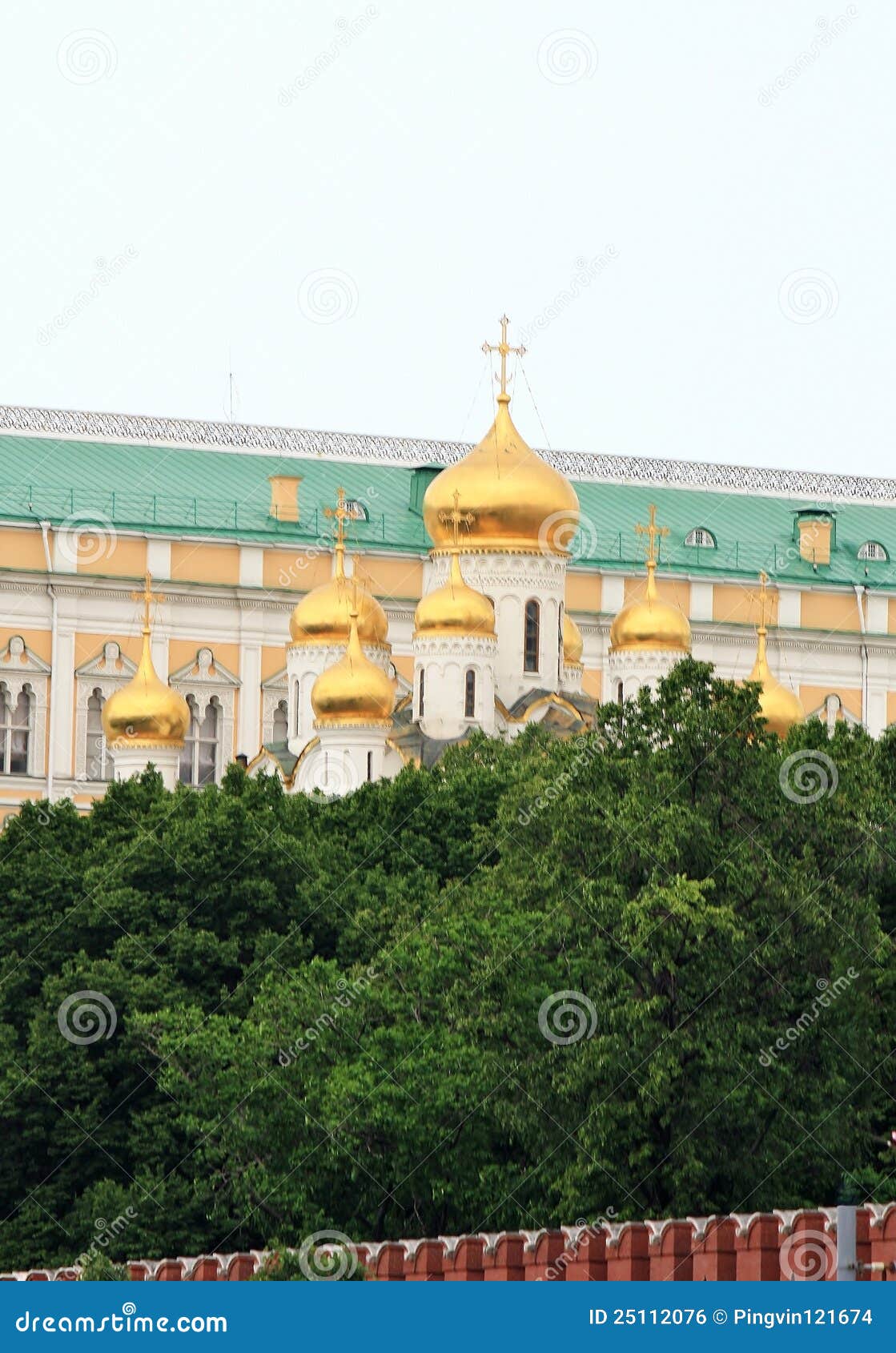 Domes of Moscow Kremlin stock photo. Image of attraction - 25112076