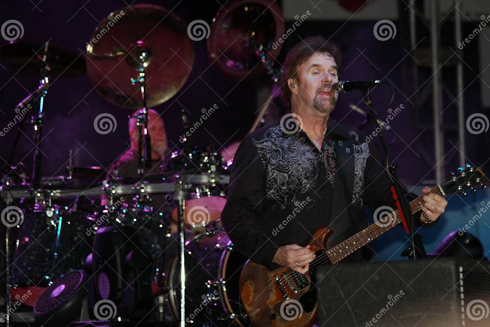 Don Barnes of .38 Special Band Editorial Image - Image of microphone ...