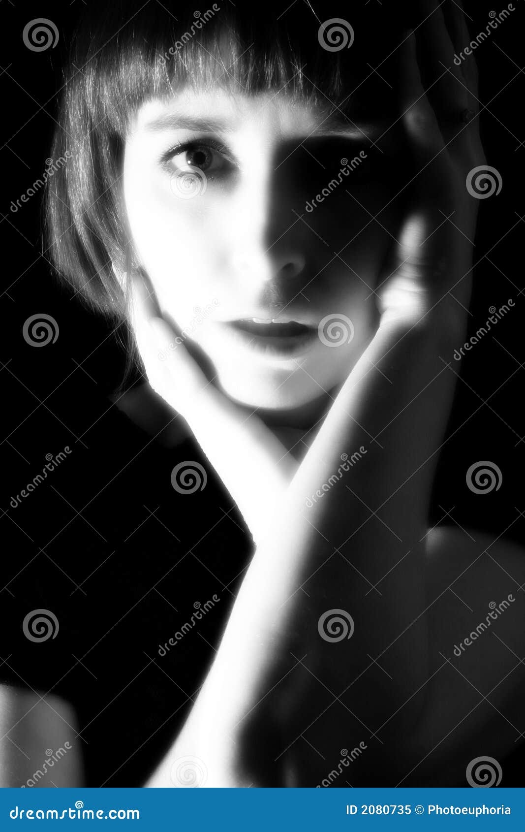 Donna immagine stock. Immagine di faccia, donne, abbastanza - 2080735