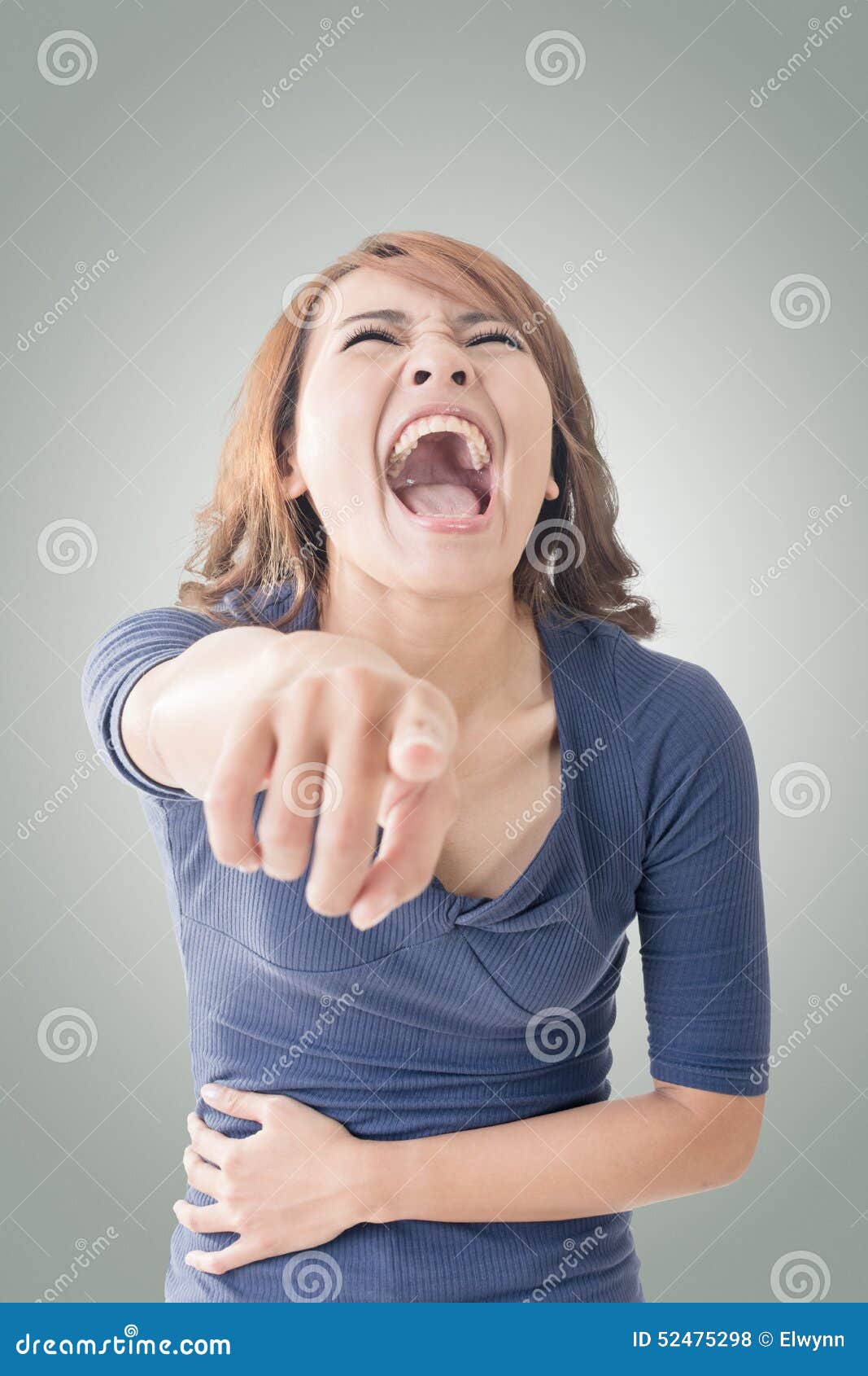 Donna Che Vi Indica E Che Ride Fotografia Stock - Immagine di barretta ...