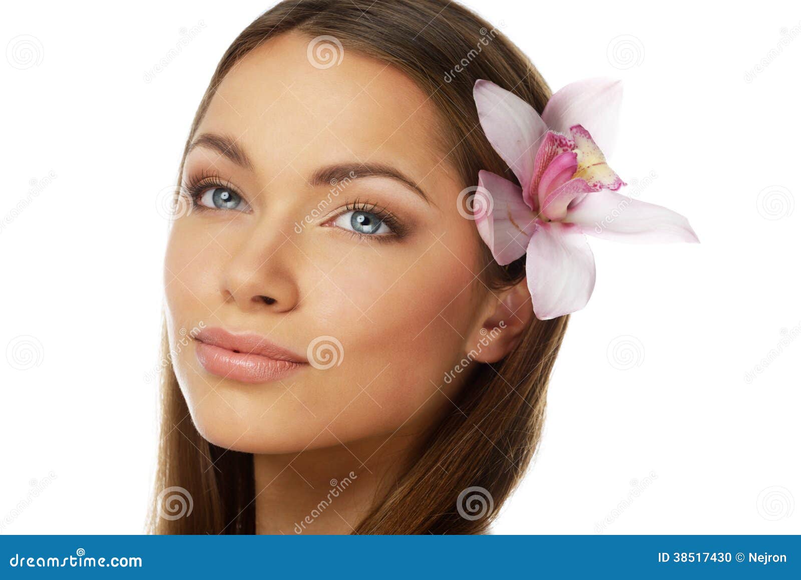 Donna con il fiore fotografia stock. Immagine di trucco - 38517430