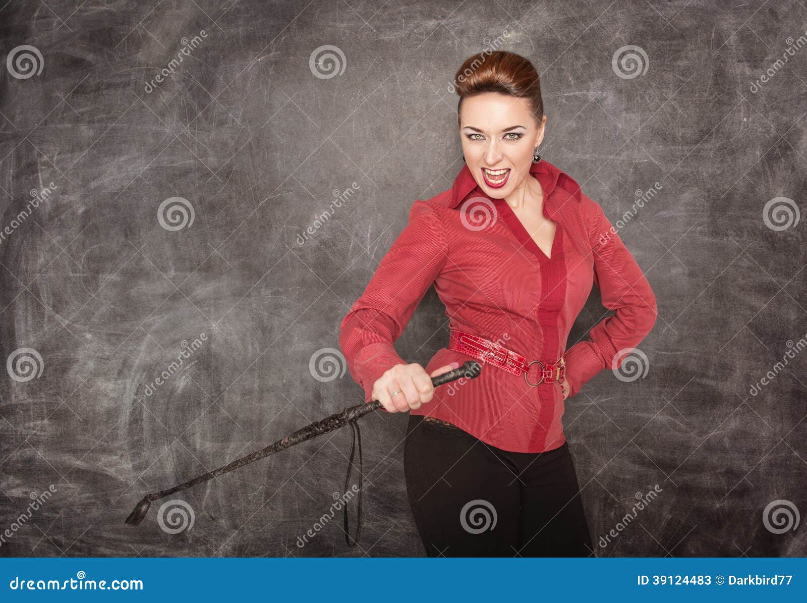 Donna Con La Frusta in Sua Mano Immagine Stock - Immagine di faccia ...