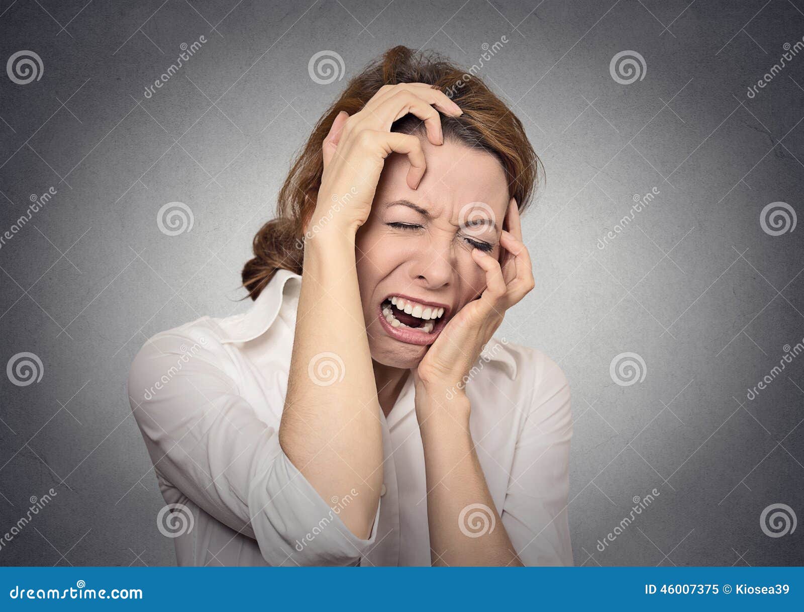 Donna disperata immagine stock. Immagine di caucasico - 46007375