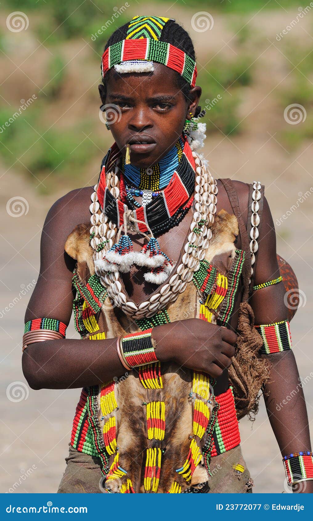 Donna etiopica di Benna fotografia editoriale. Immagine di ragazza ...