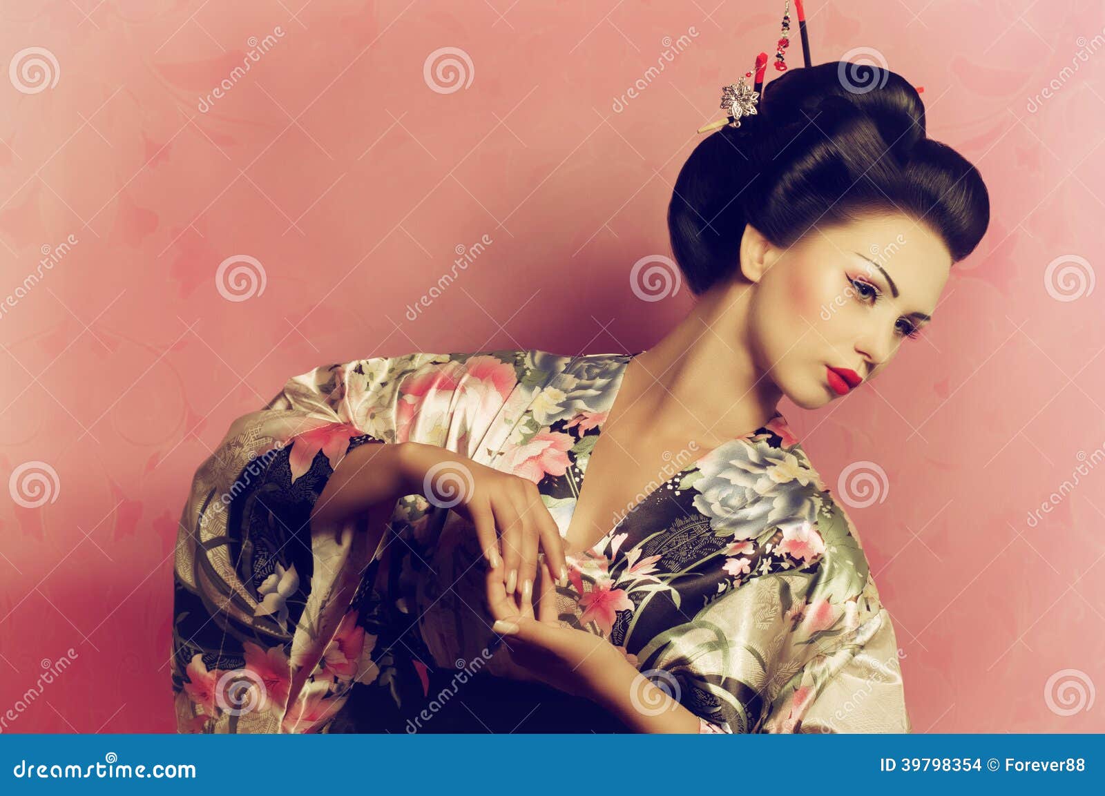 Donna Giapponese Della Geisha Fotografia Stock - Immagine di bello ...