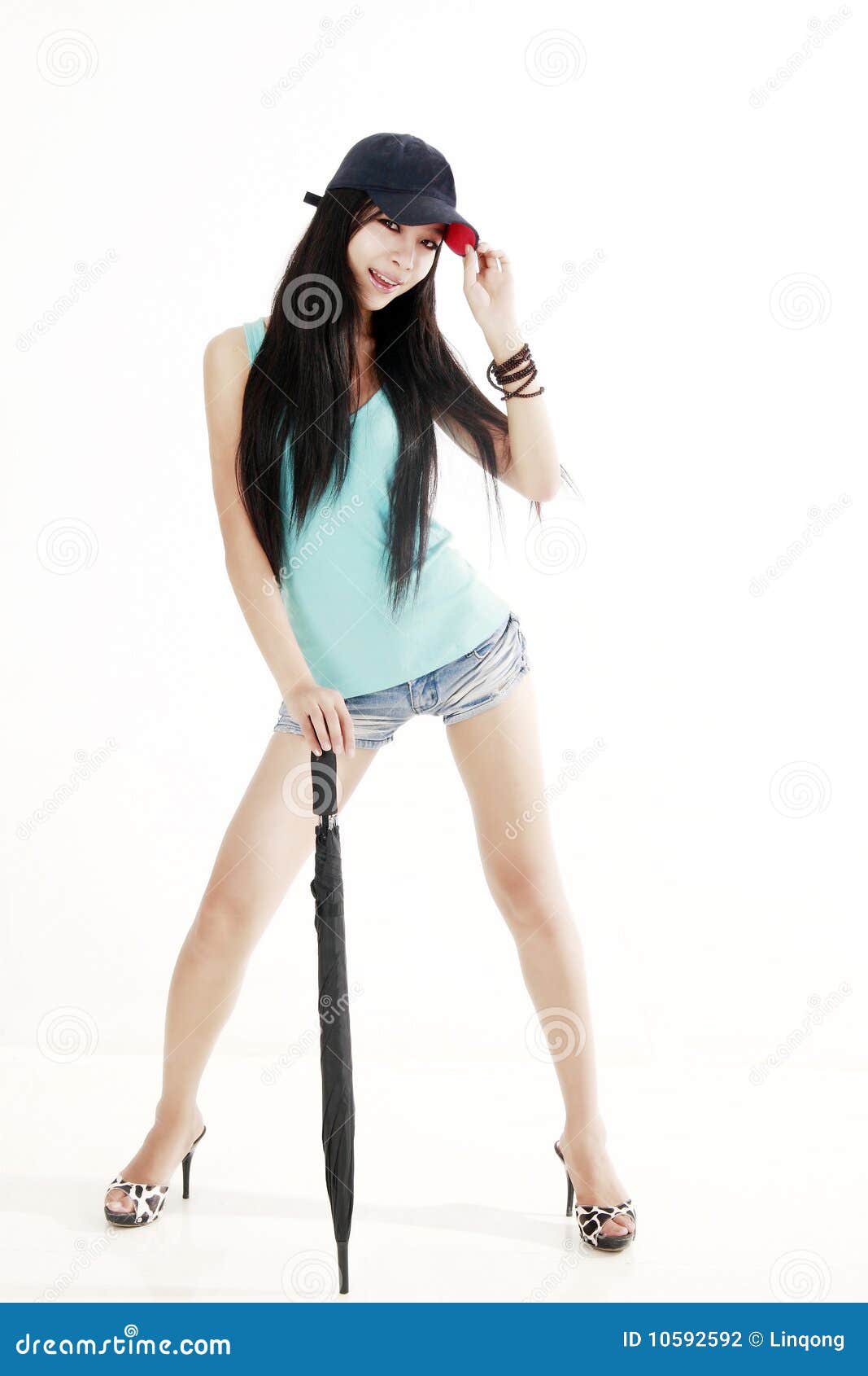 Donne asiatiche di modo fotografia stock. Immagine di modo - 10592592