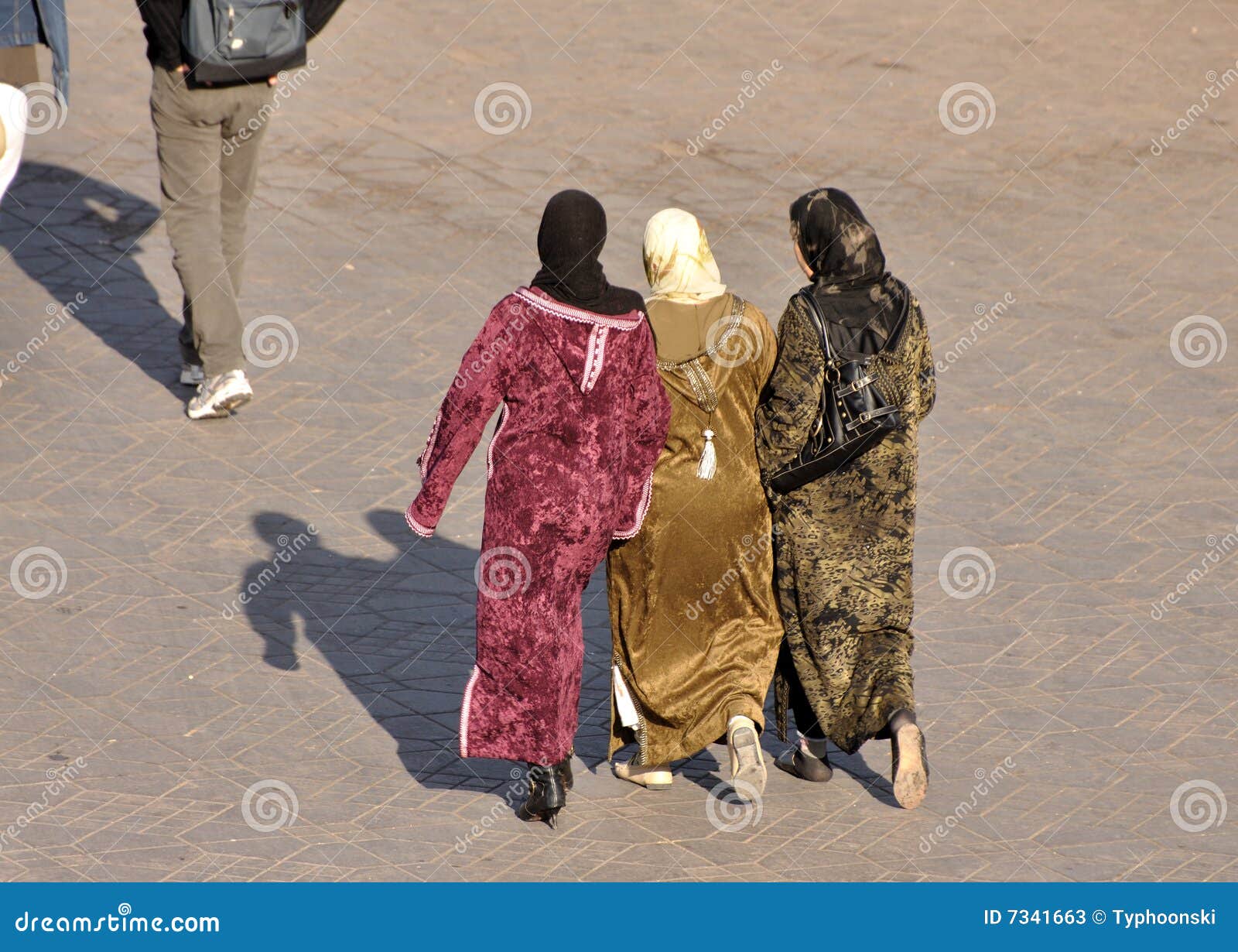 Donne Musulmane a Marrakesh Immagine Stock - Immagine di marrakesh ...
