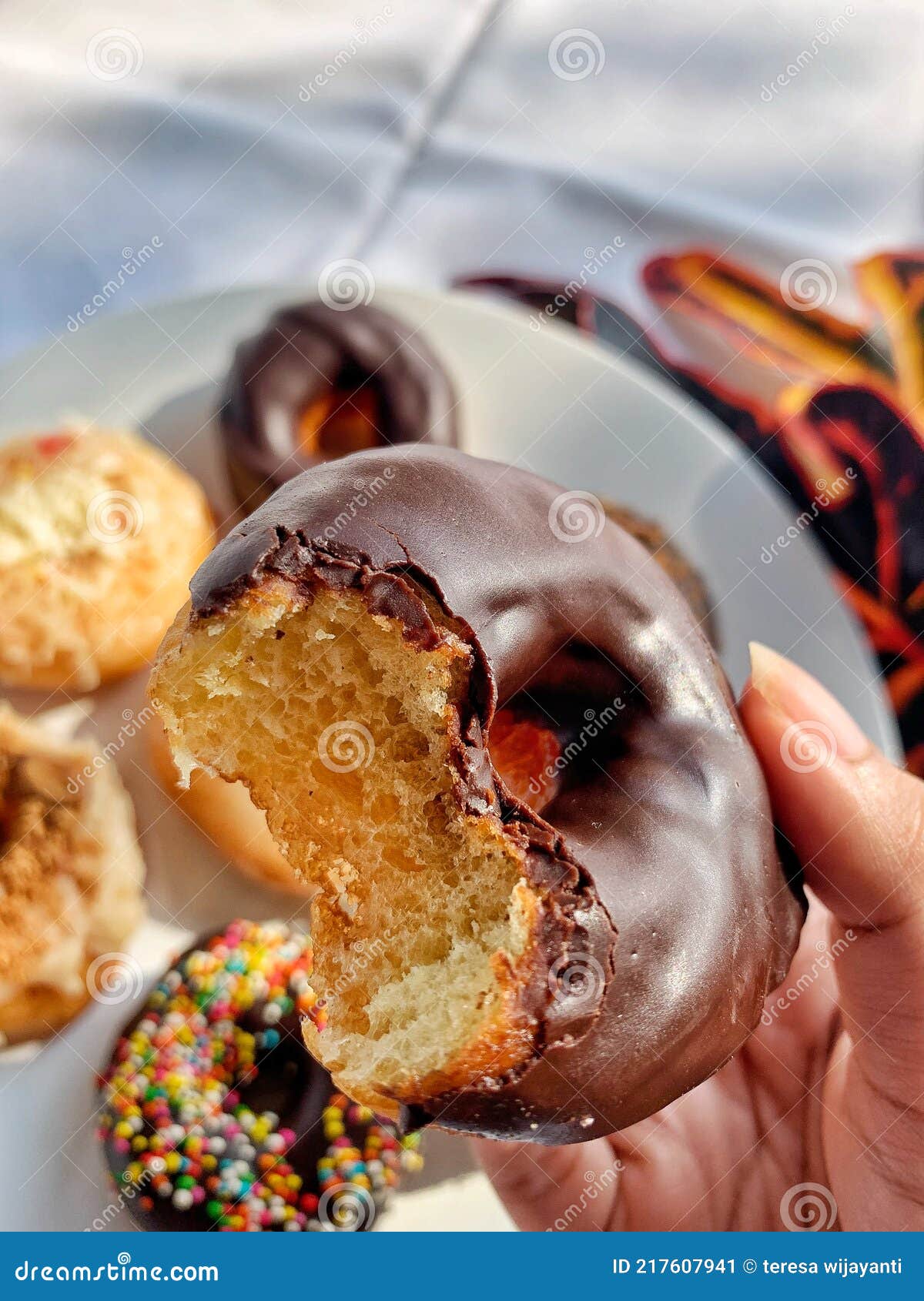 Donut imagen de archivo. Imagen de coma, asperje, esmalte - 217607941