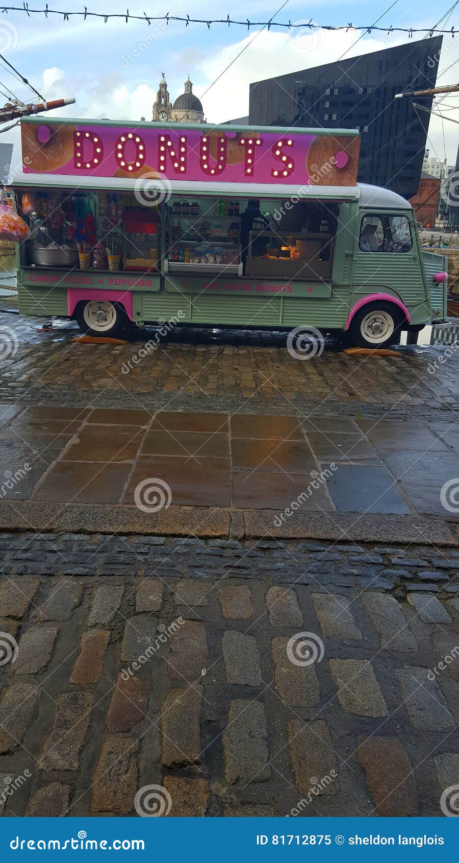 Donut van editorial image. Image of liverpool, donut - 81712875