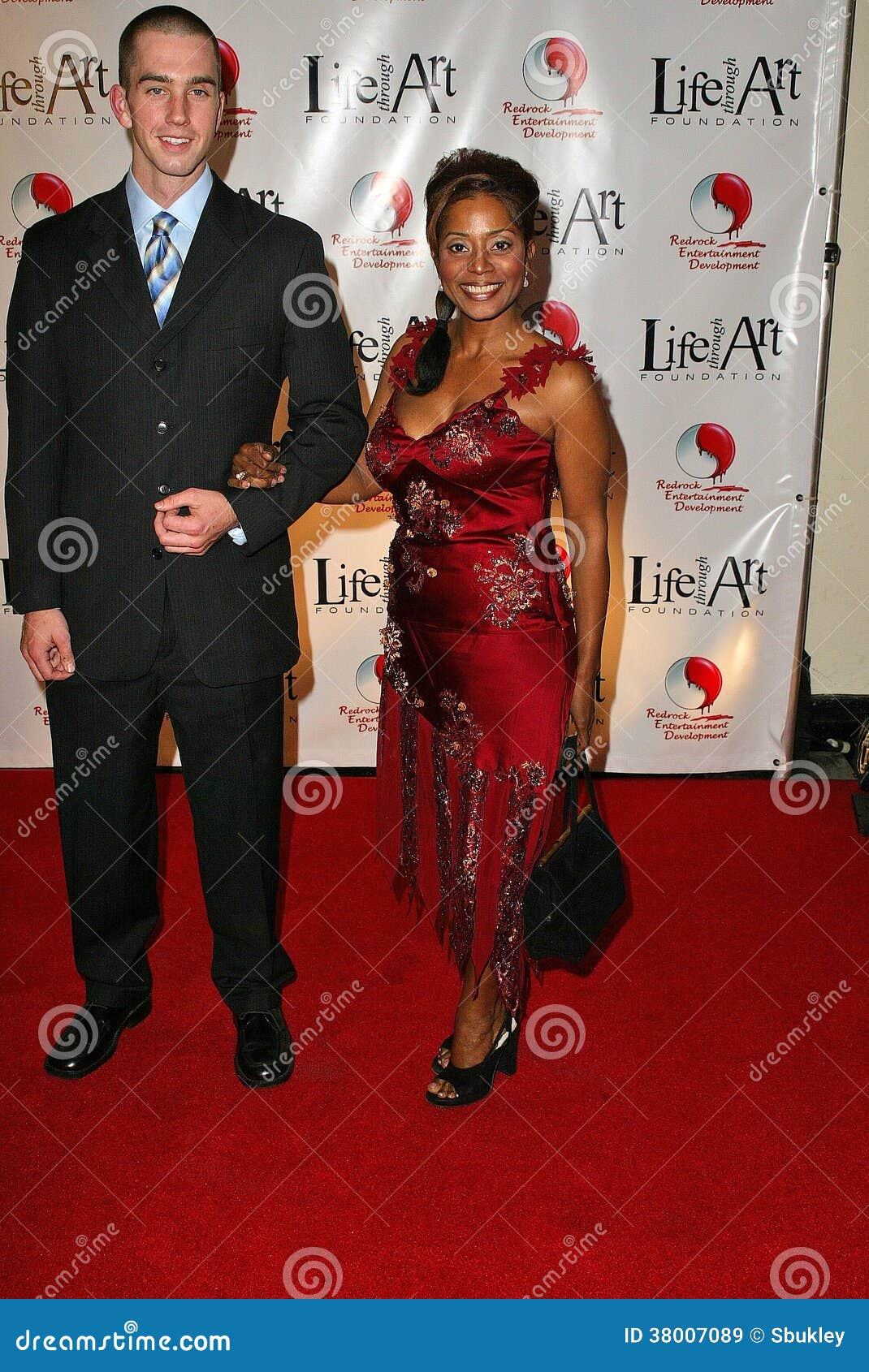 Donzaleigh Abernathy editorial stock image. Image of auditorium - 38007089