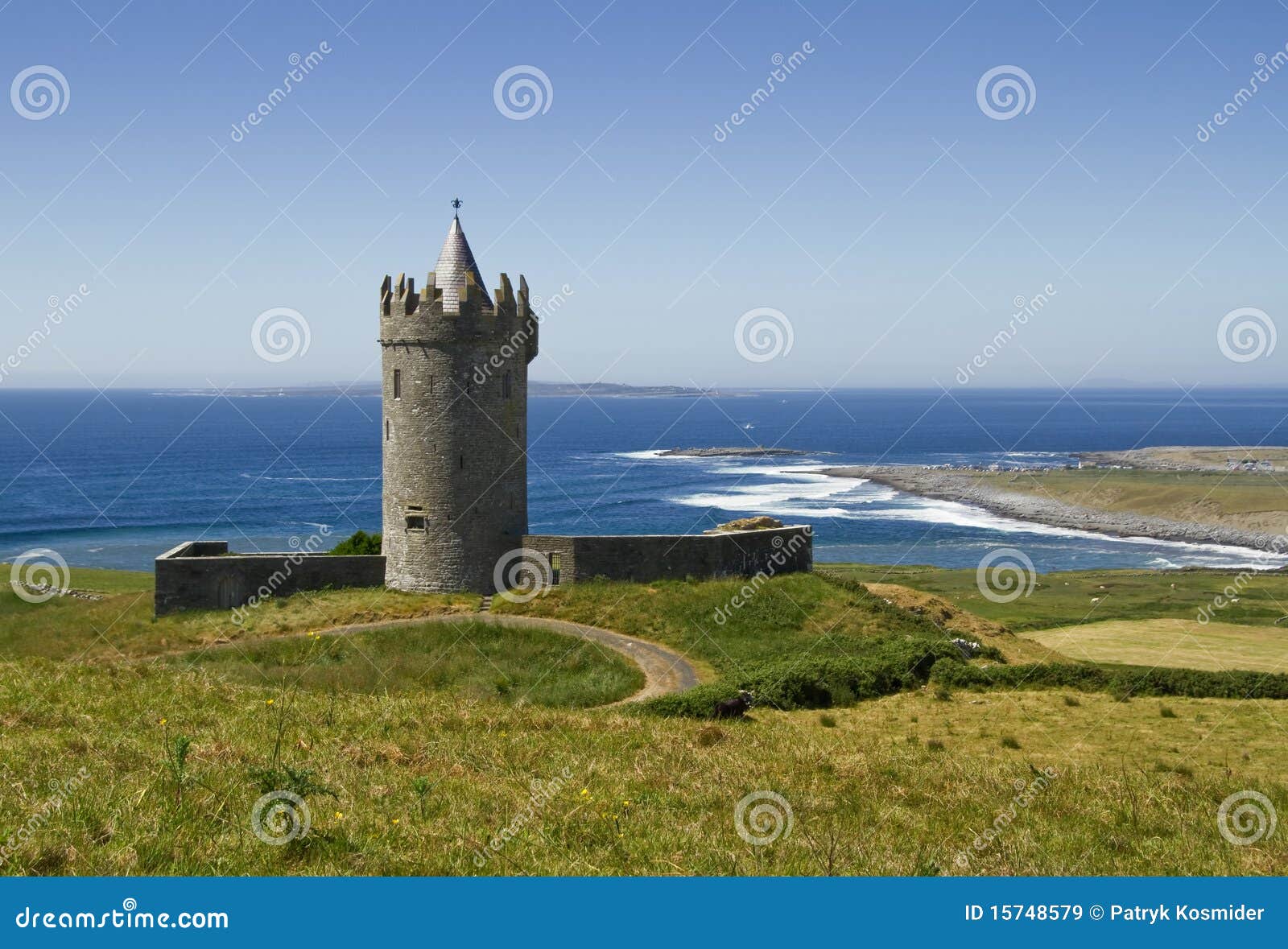Doonagore castle stock image. Image of historical, castle - 15748579