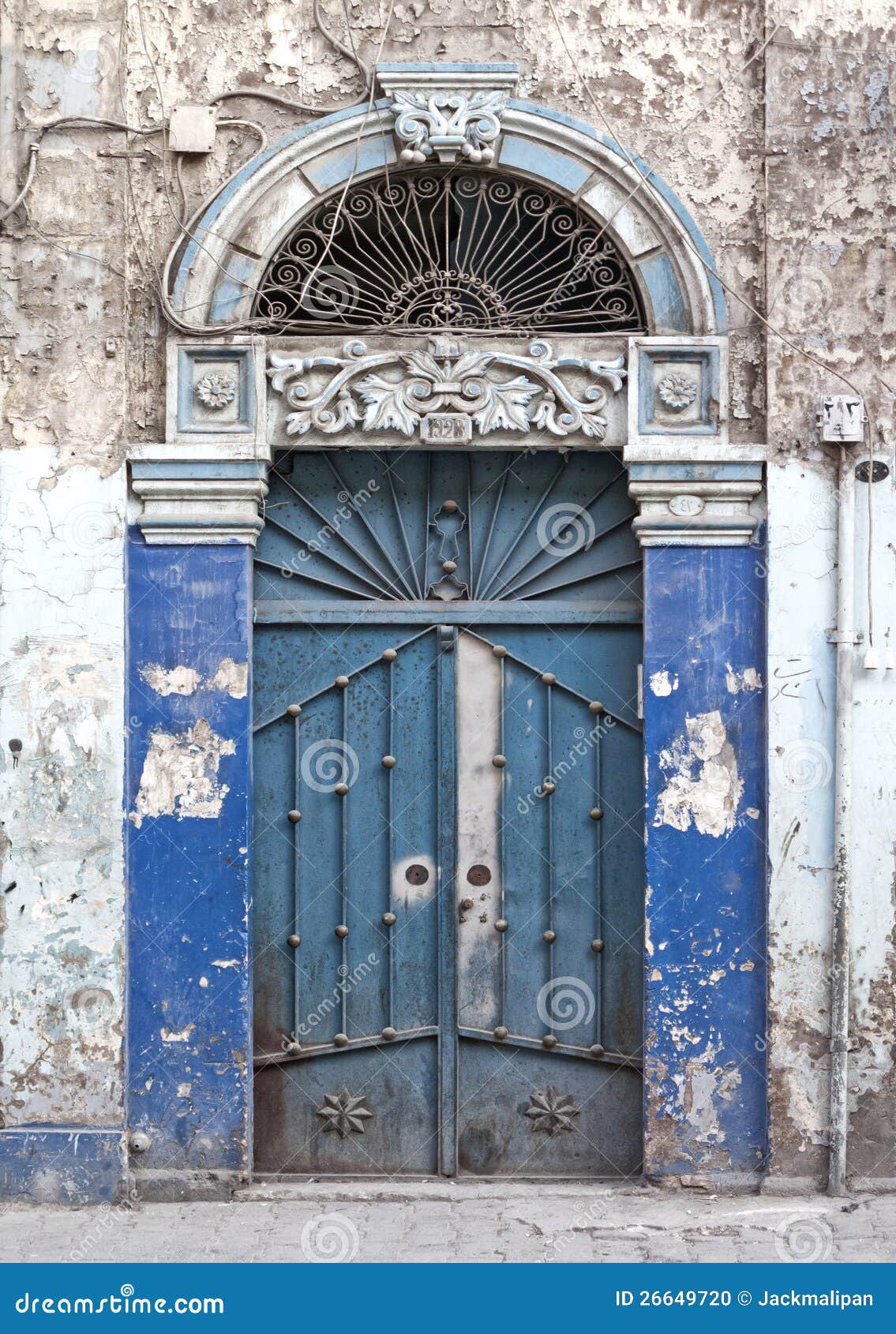 Door in aleppo syria stock photo. Image of syrian, tourism - 26649720