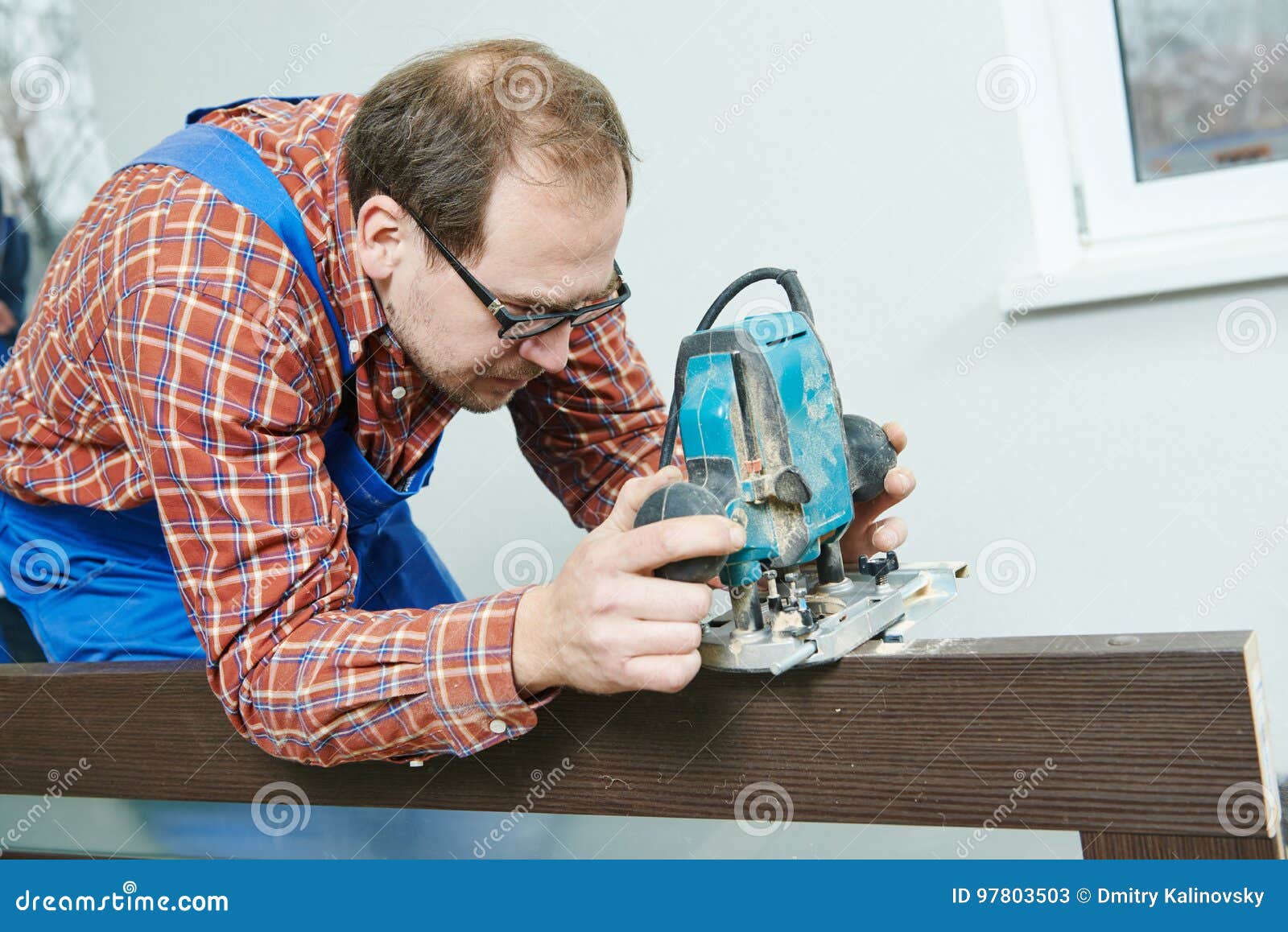 Door installer at work stock image. Image of fixing, people - 97803503