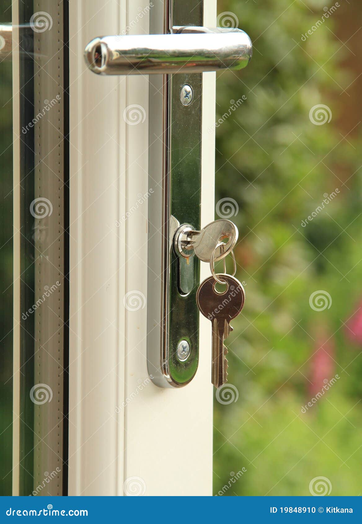 Door lock and key stock photo. Image of house, estate - 19848910