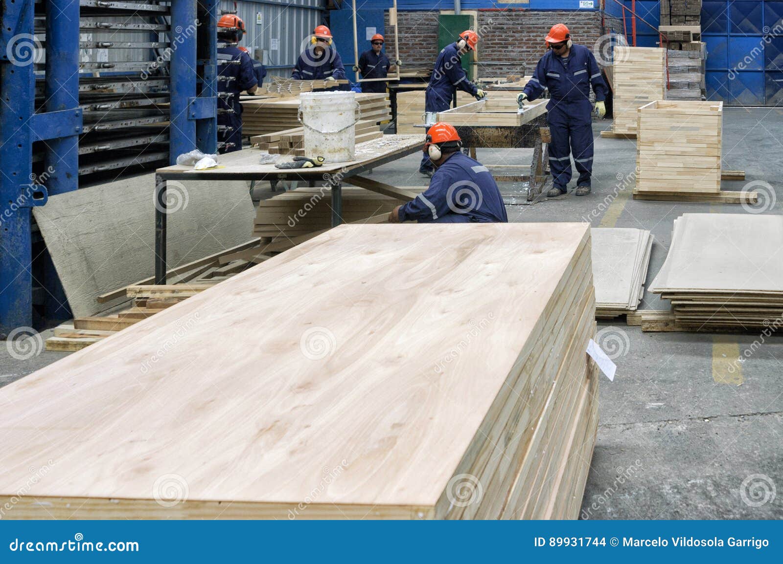 Door manufacturer editorial stock image. Image of plywood - 89931744