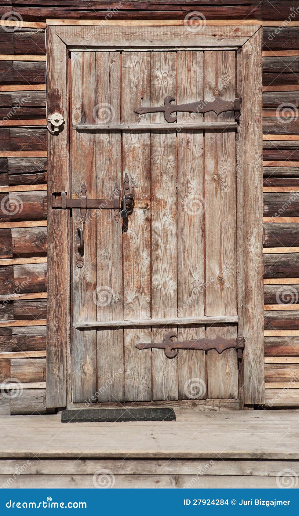 Door in Wall of an Old Log House Stock Photo - Image of ancient, gate ...