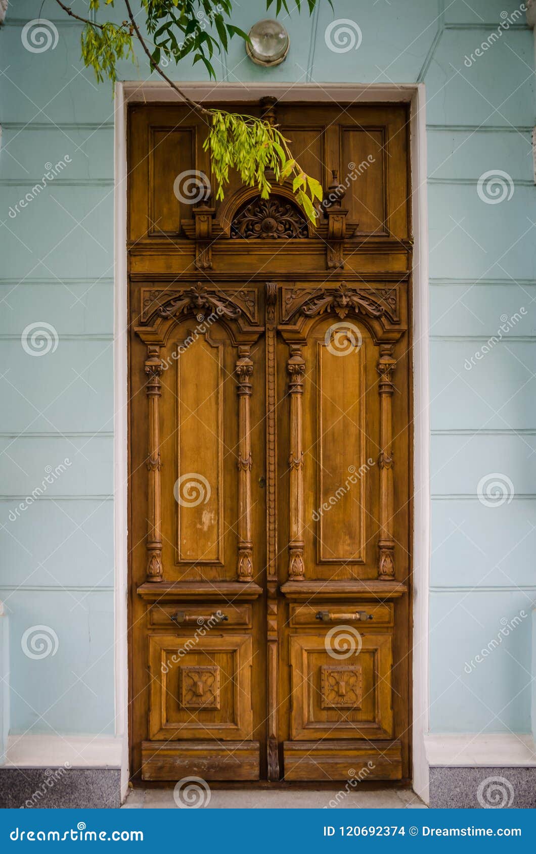 The Doors of Ancient Museum Stock Photo - Image of facade, front: 120692374