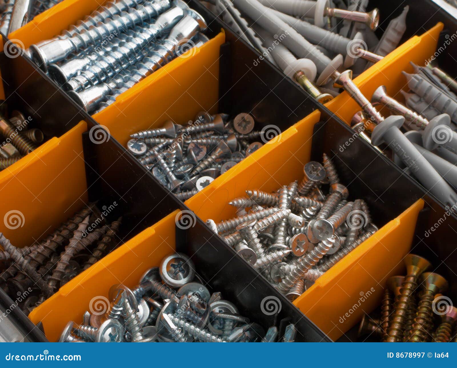 Doos Met Bouten, Noten En Schroeven Stock Afbeelding - Image of sluit ...