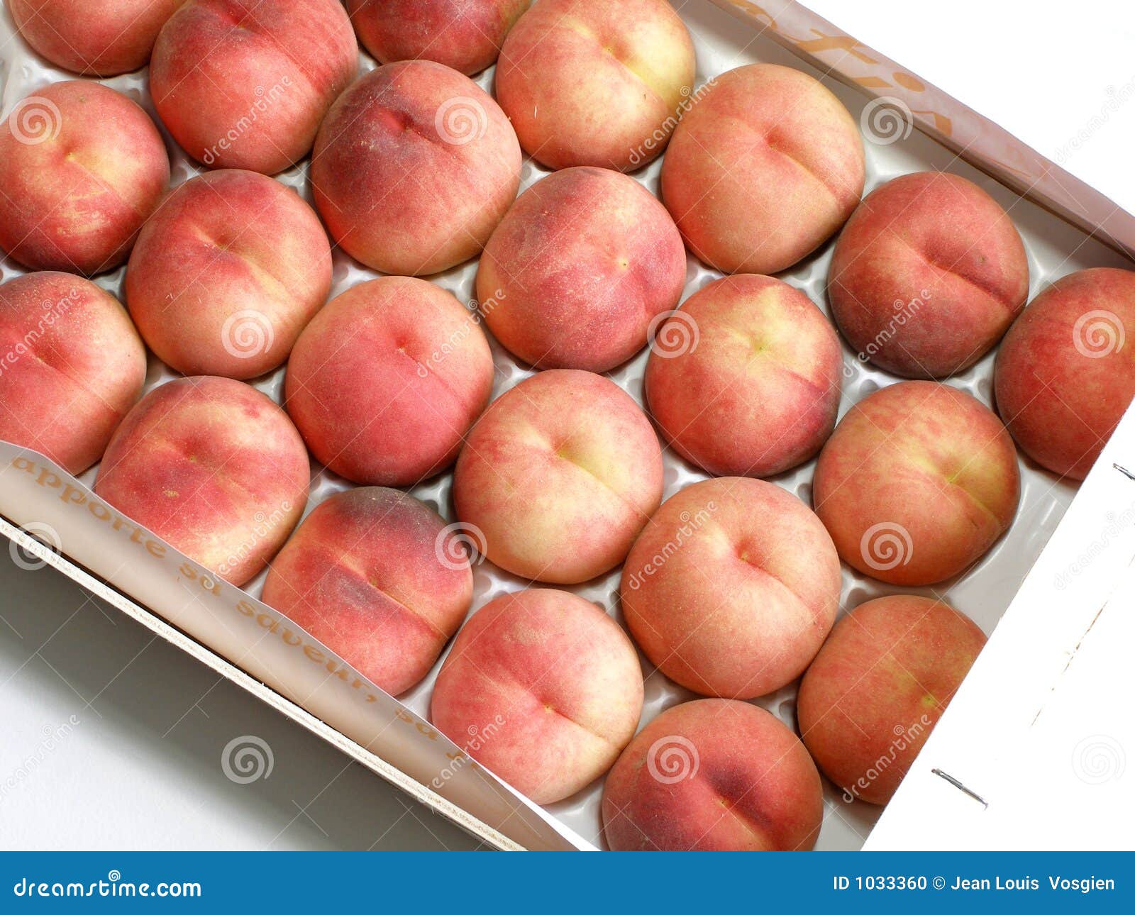 Doos van perziken stock foto. Image of ingrediënt, boomgaard - 1033360