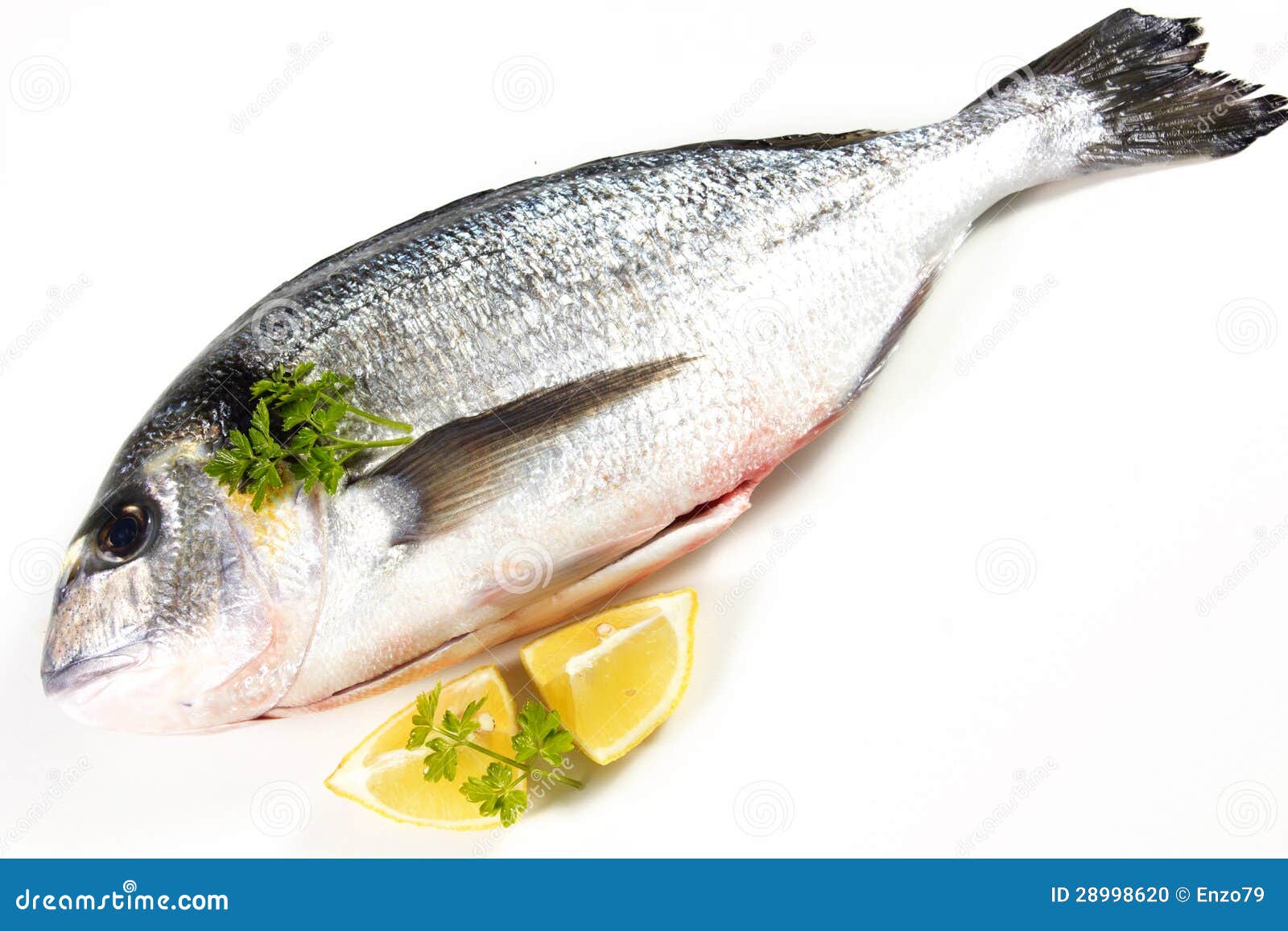 Dorade photo stock. Image du assiette, savoureux, brème - 28998620