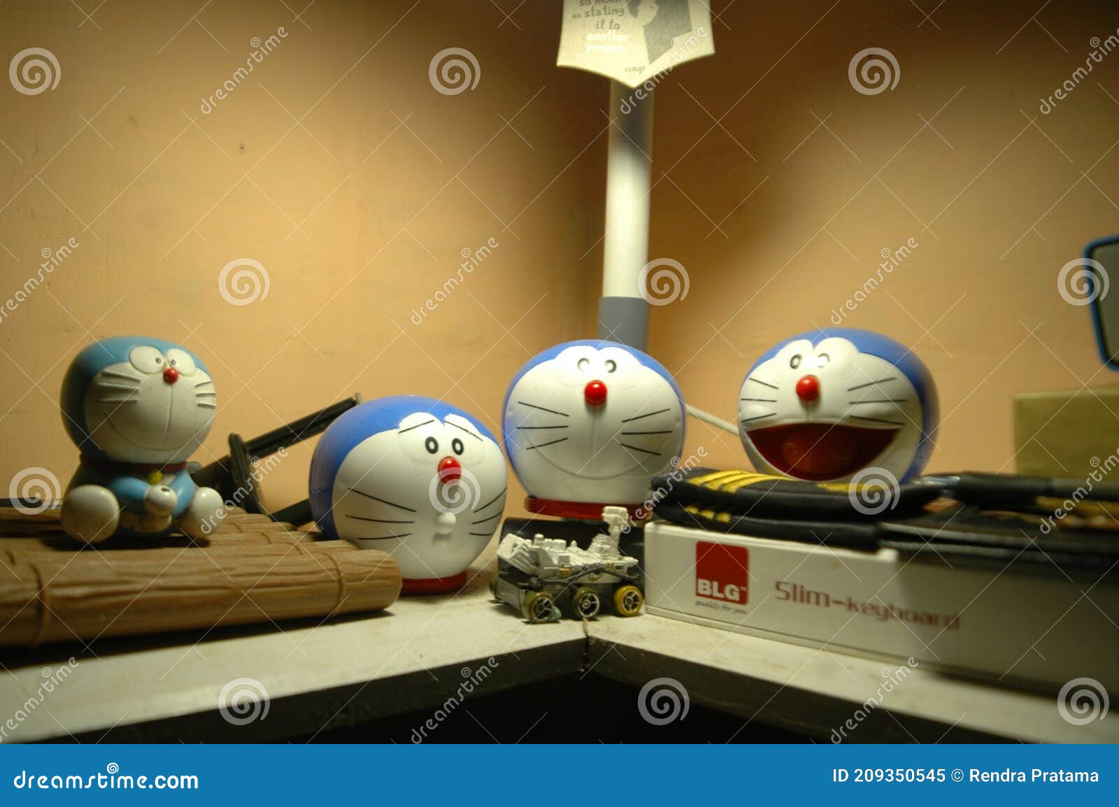 Doraemon statue editorial image. Image of statue, play - 209350545