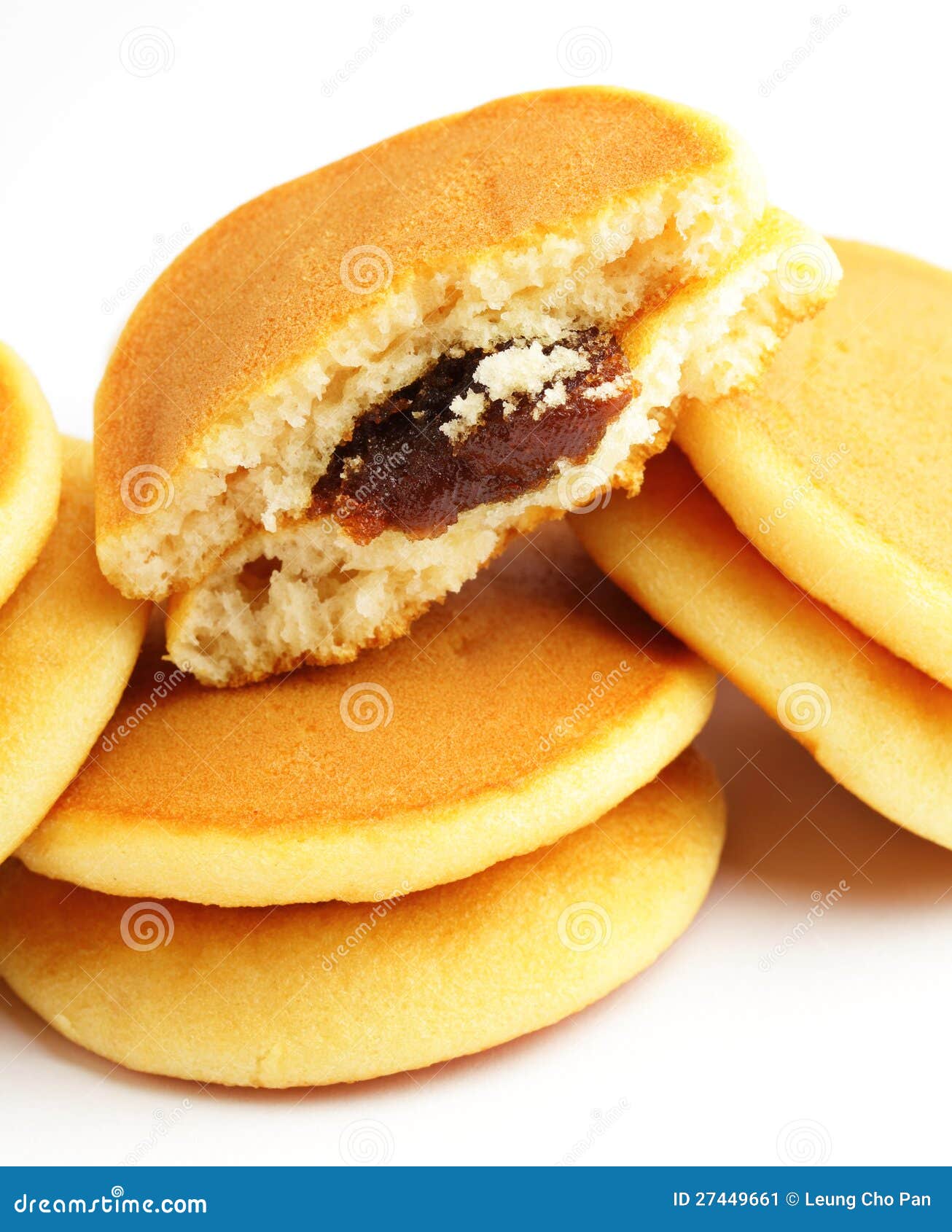 Dorayaki , Japan Confectionery Stock Image - Image of snack, nutrition ...