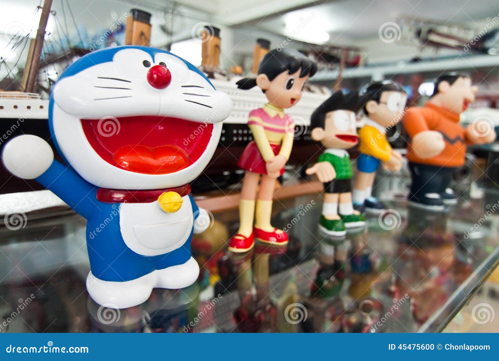 Doreamon figurine editorial image. Image of doraemon - 45475600