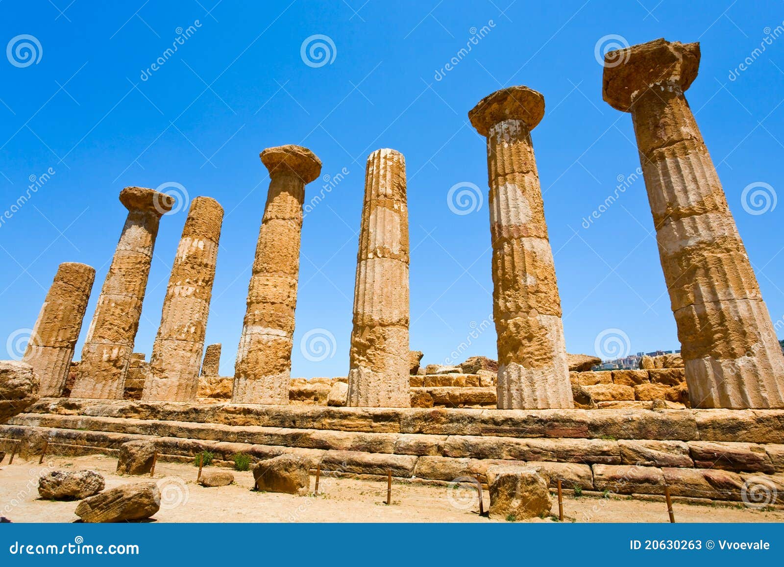 Dorian Columns of Temple of Heracles Sicily Stock Image - Image of blue ...