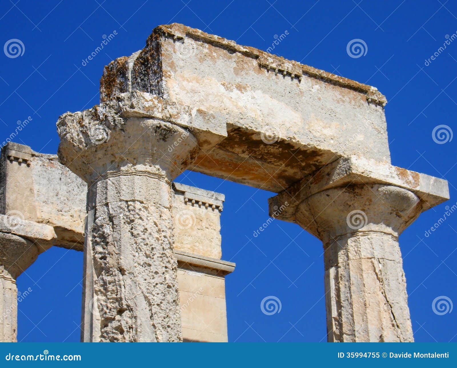 Doric Order Column stock image. Image of corinthian, marble - 35994755