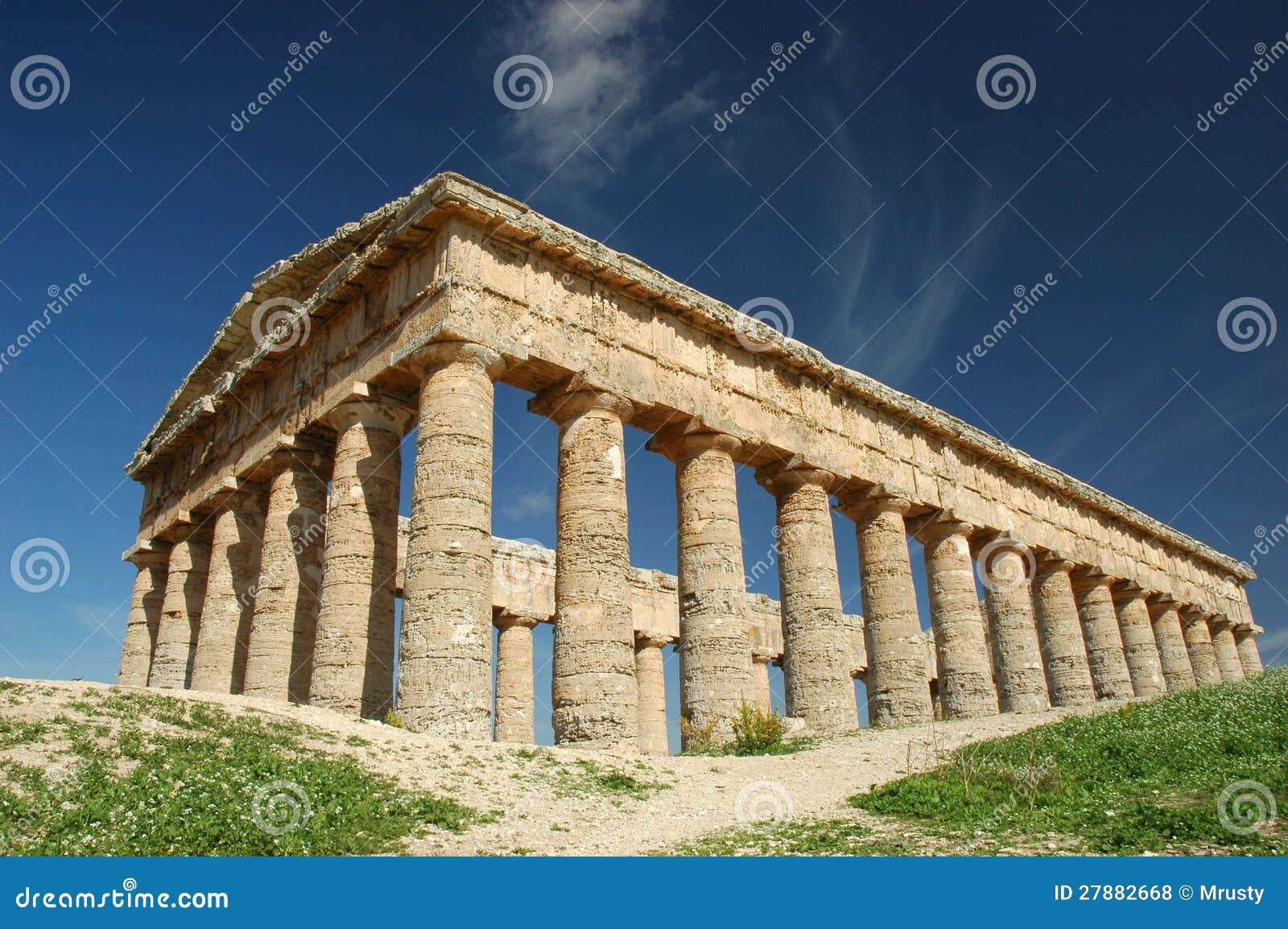 The Doric Temple of Segesta Stock Photo - Image of sicilian, doric ...