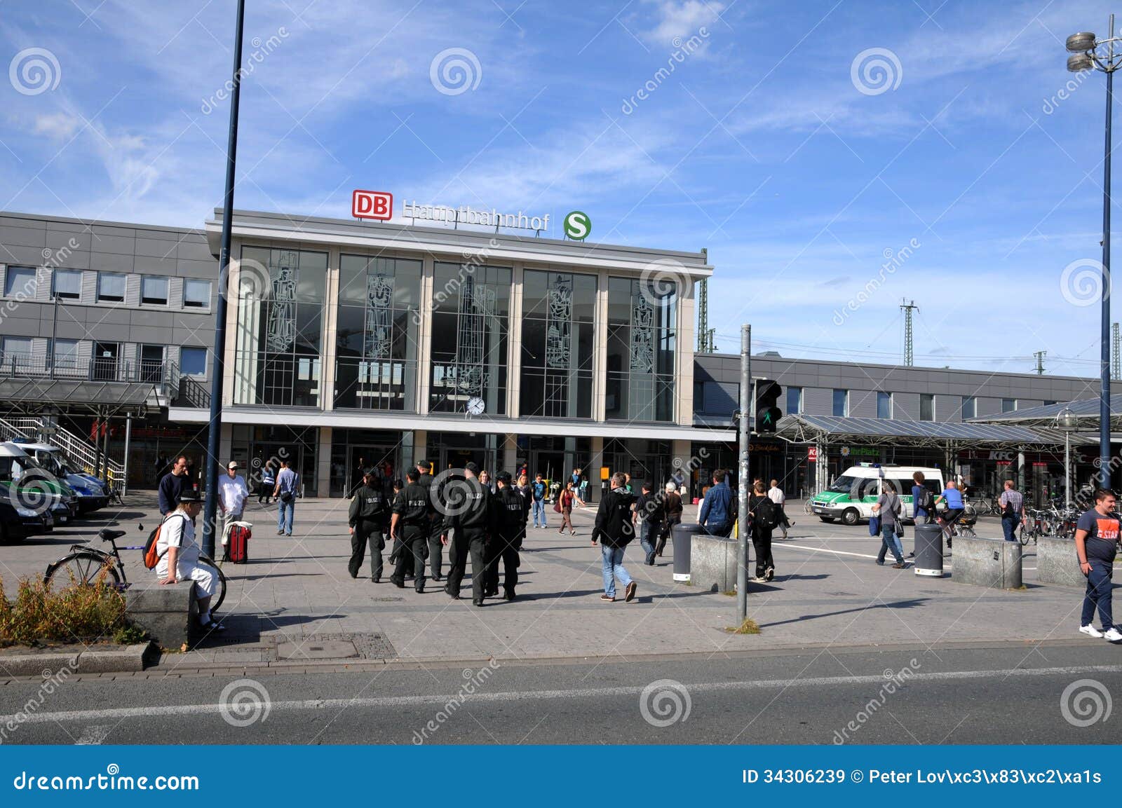 Dortmund - centralstation redaktionell fotografering för bildbyråer ...