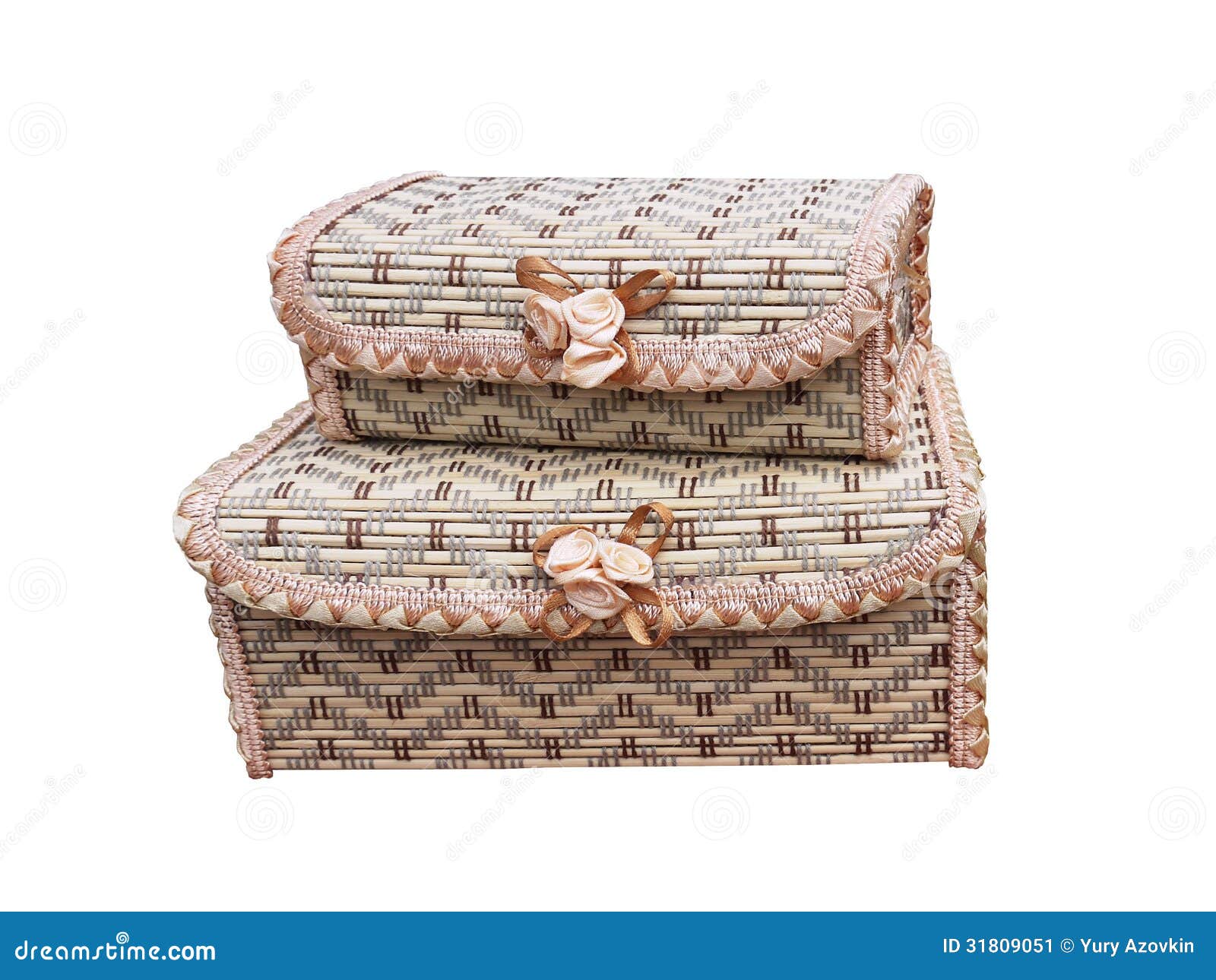 Dos cajas imagen de archivo. Imagen de aislado, capacidad - 31809051