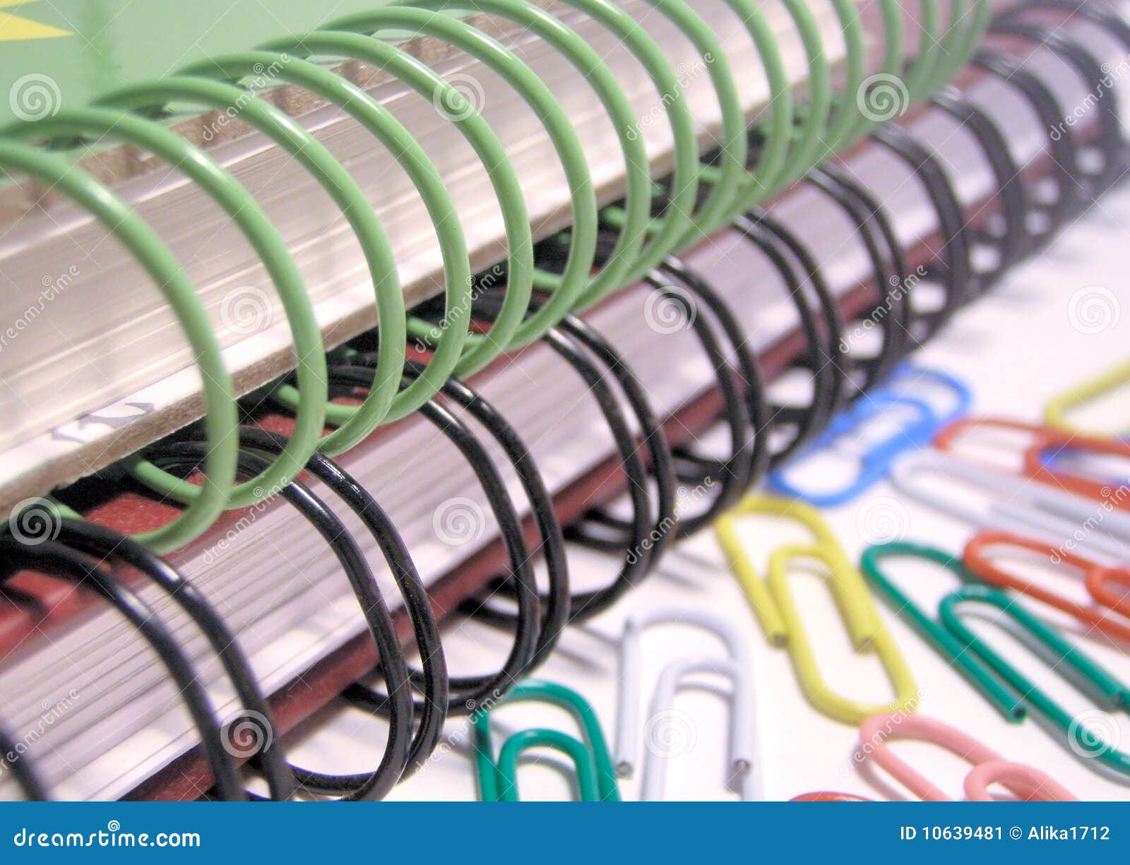 Dos libretas con clips stock image. Image of blank, paper - 10639481