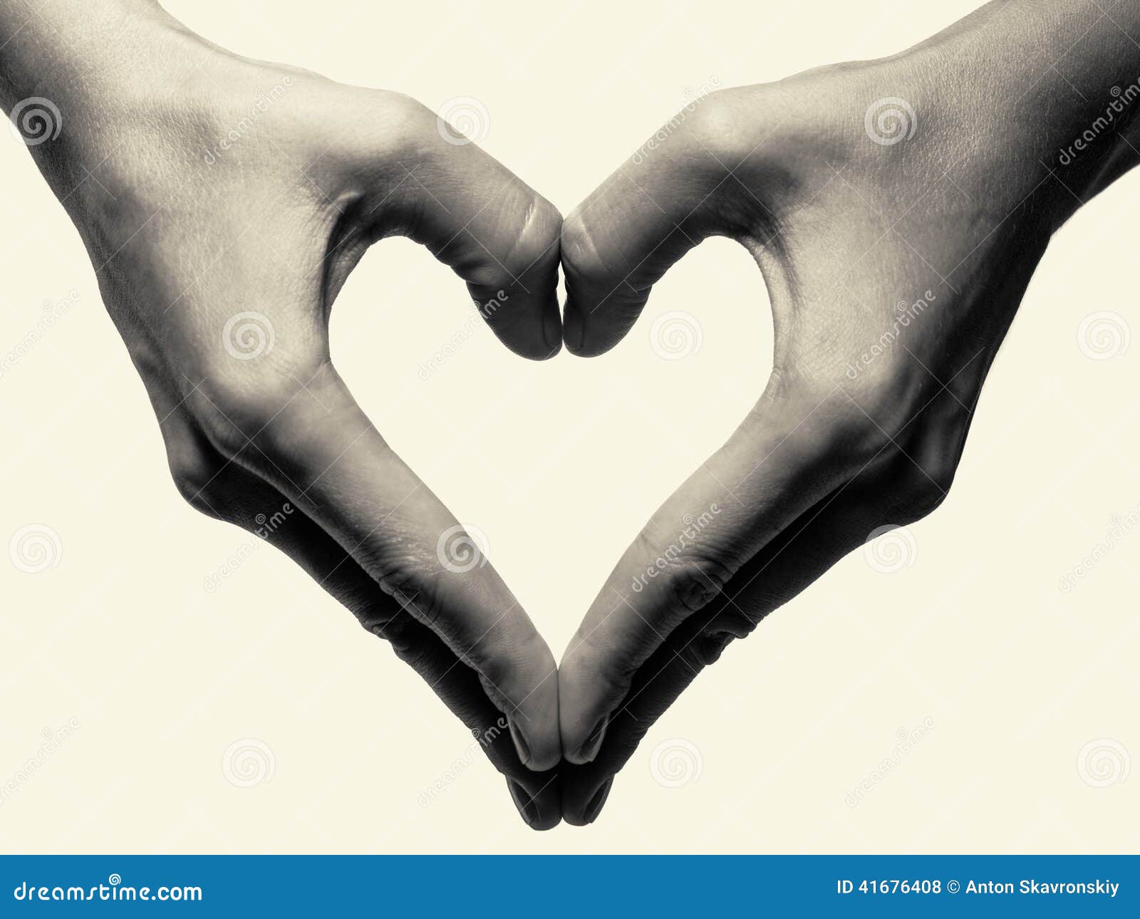 Dos manos - amor foto de archivo. Imagen de confiable - 41676408