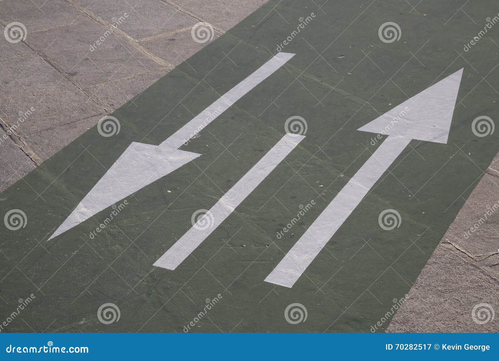 Double Arrow Sign stock image. Image of symbol, path - 70282517