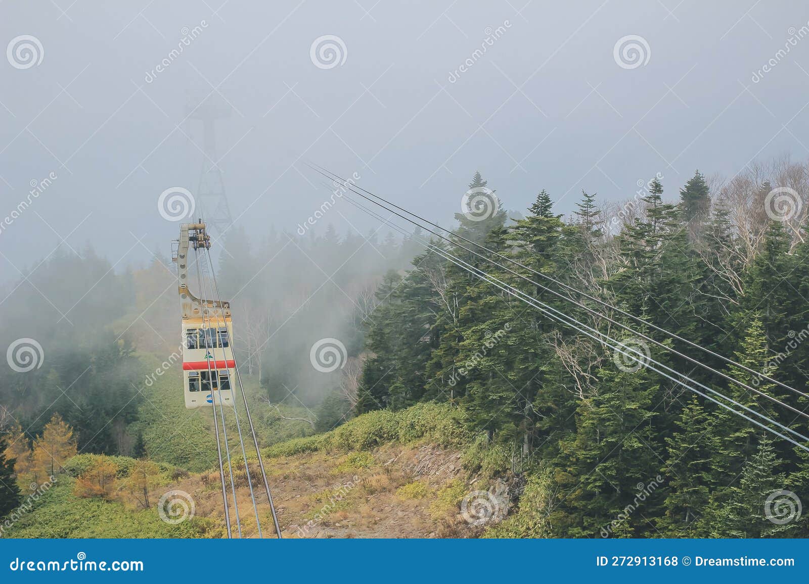 31 Oct 2013 Double Decker Ropeway, the Ropeway in Shinhotaka Mountain ...