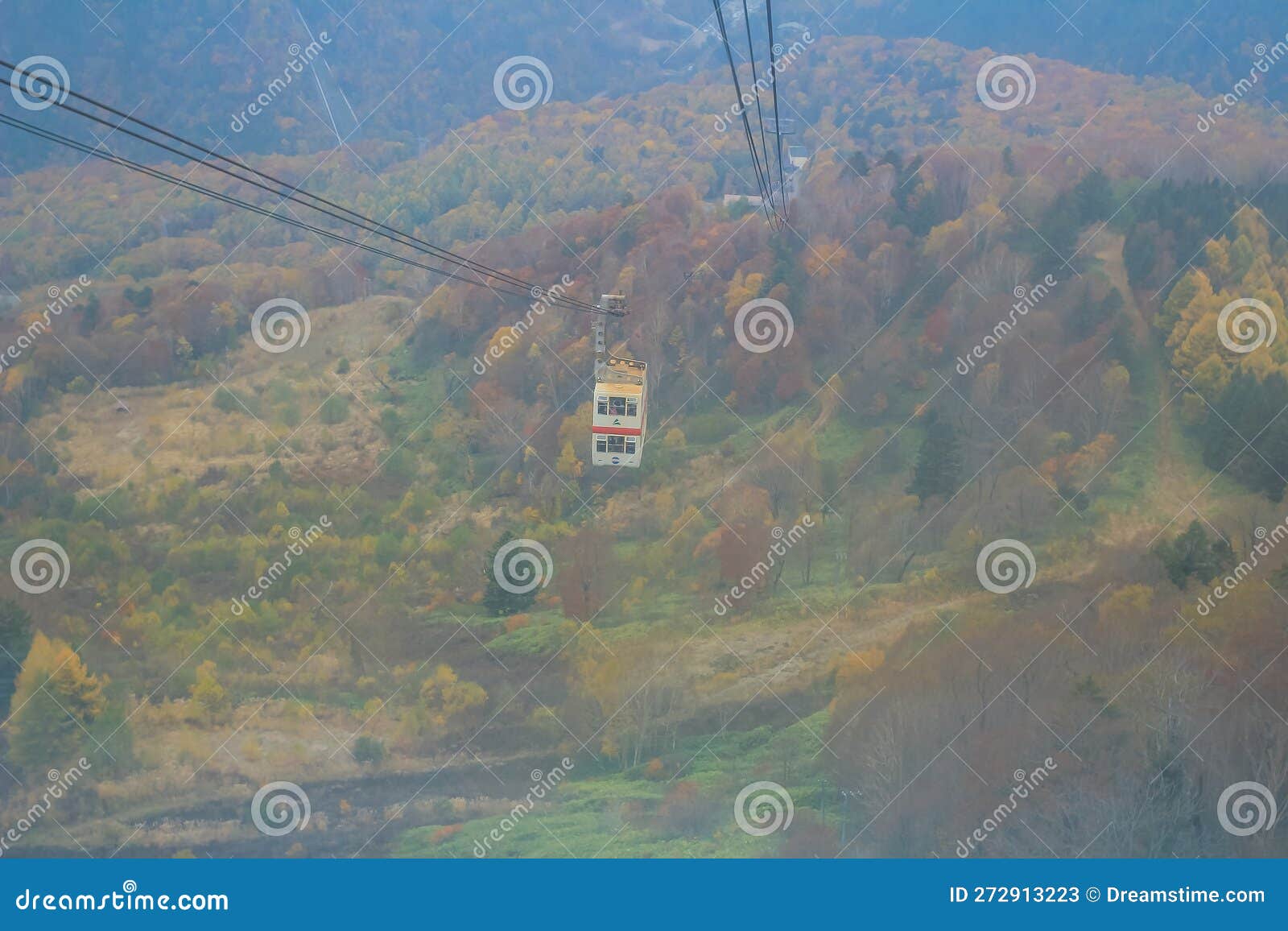 31 Oct 2013 Double Decker Ropeway, the Ropeway in Shinhotaka Mountain ...