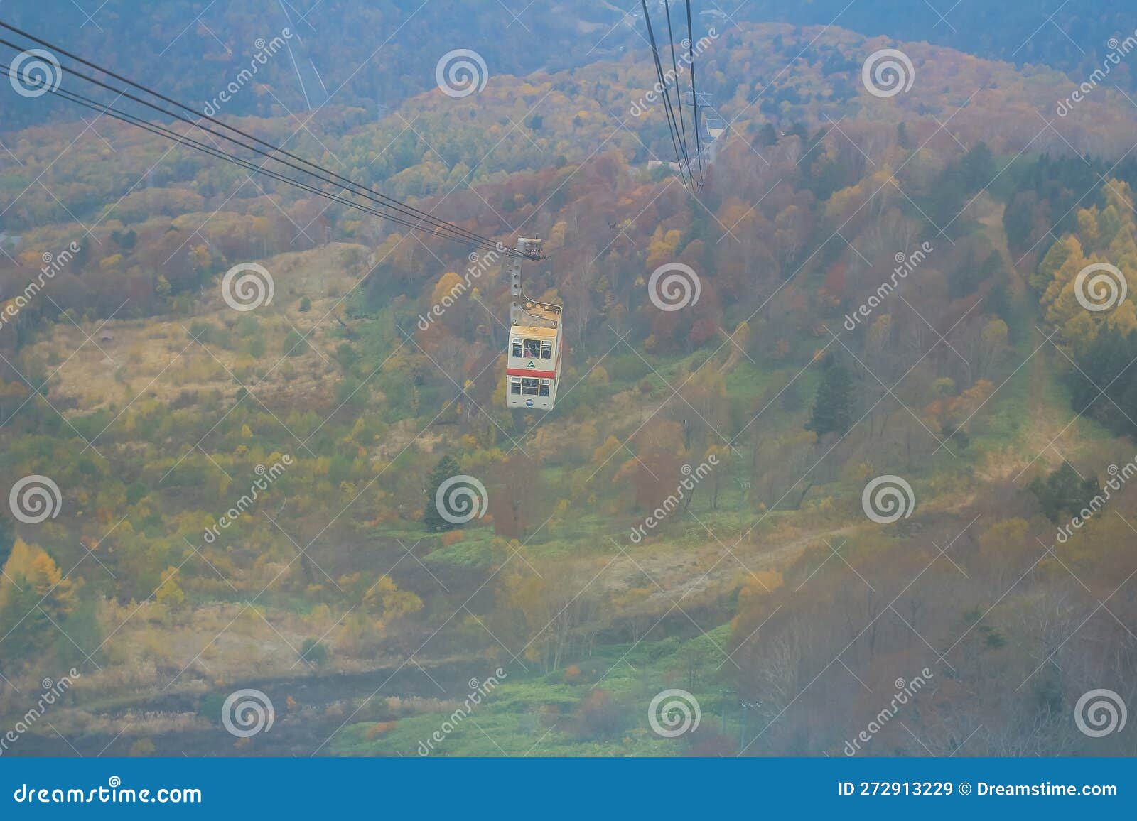 31 Oct 2013 Double Decker Ropeway, the Ropeway in Shinhotaka Mountain ...
