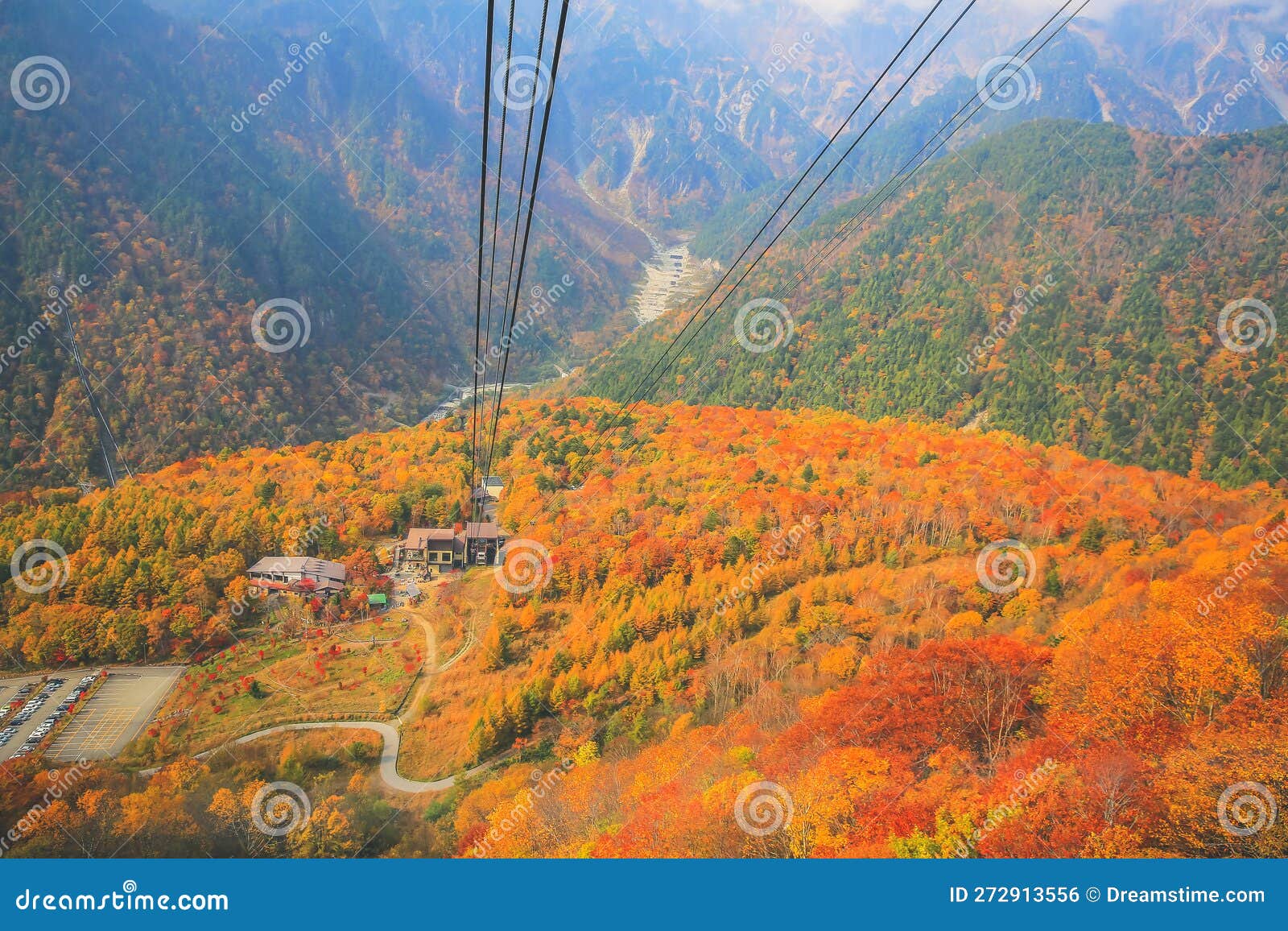 31 Oct 2013 Double Decker Ropeway, the Ropeway in Shinhotaka Mountain ...