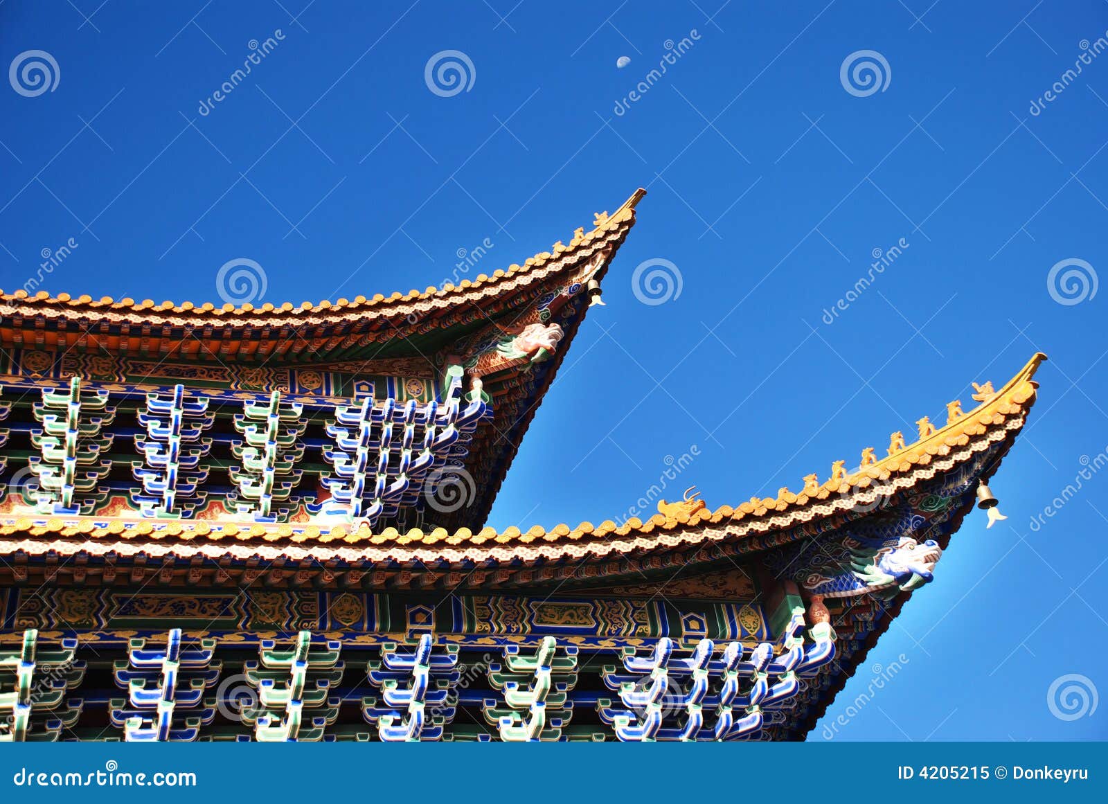 Double eaves and dougong stock image. Image of crossbeam - 4205215