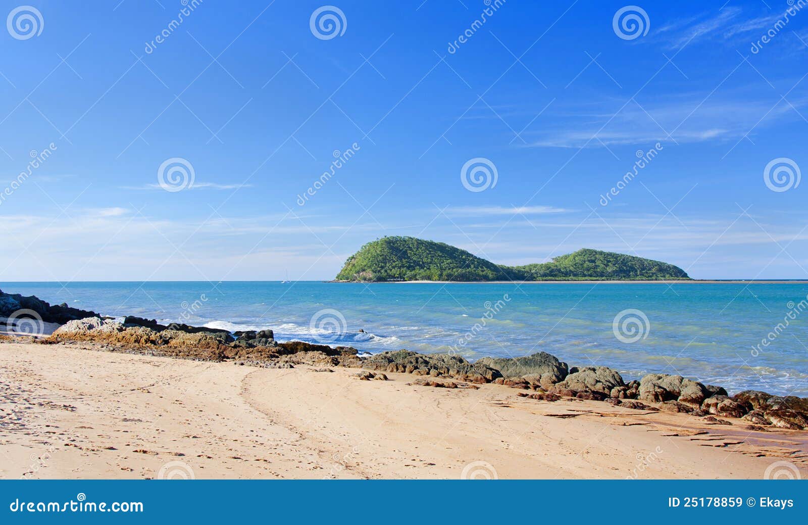 Double Island Holiday Resort in North Queensland Stock Image - Image of ...