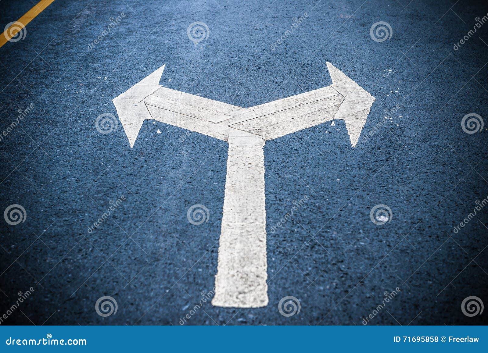 White Directional Arrow On A Black Background On A Concrete Wall Stock ...