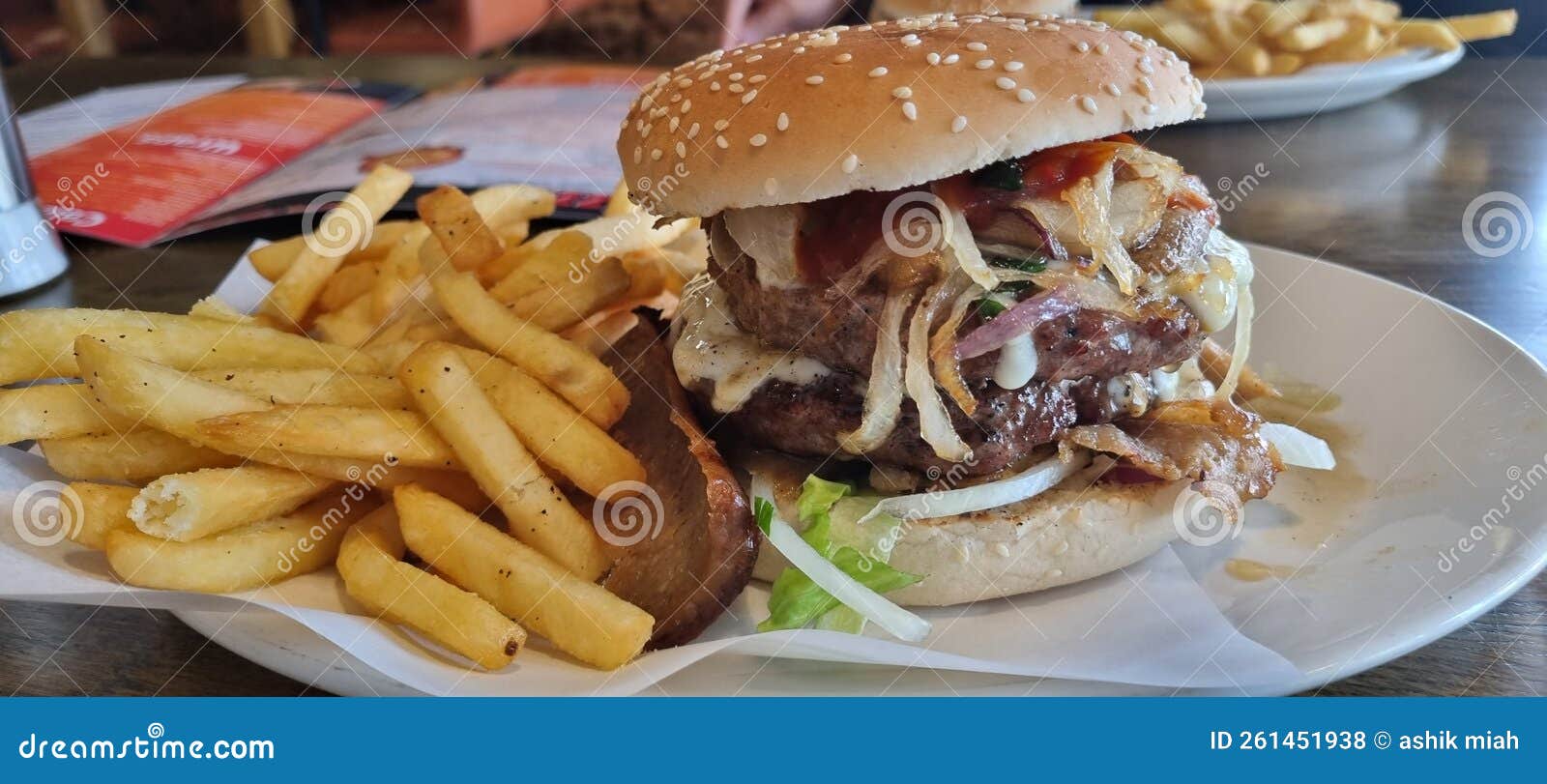 Double Stack Burger and Chips Stock Photo - Image of burger, food ...
