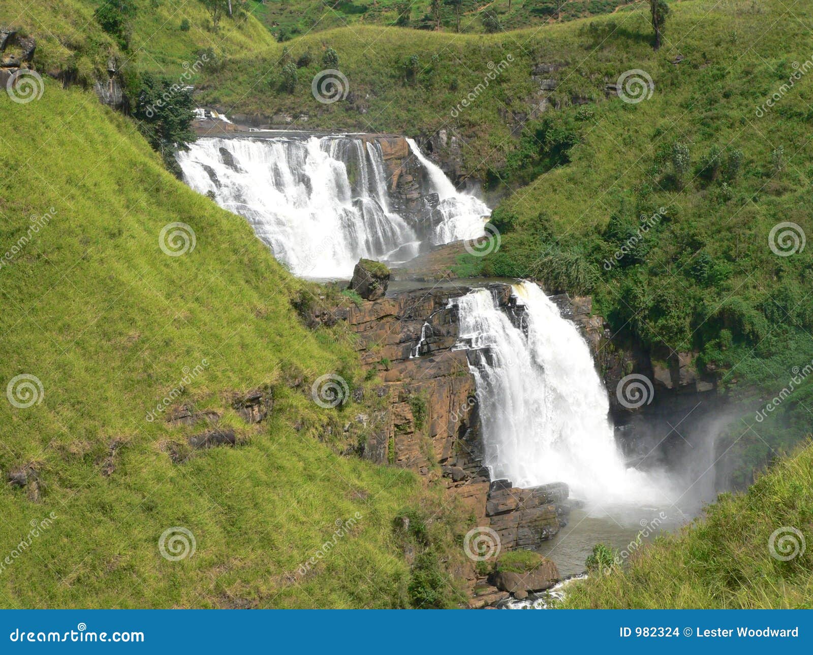 Double Waterfall Royalty-Free Stock Image | CartoonDealer.com #982324