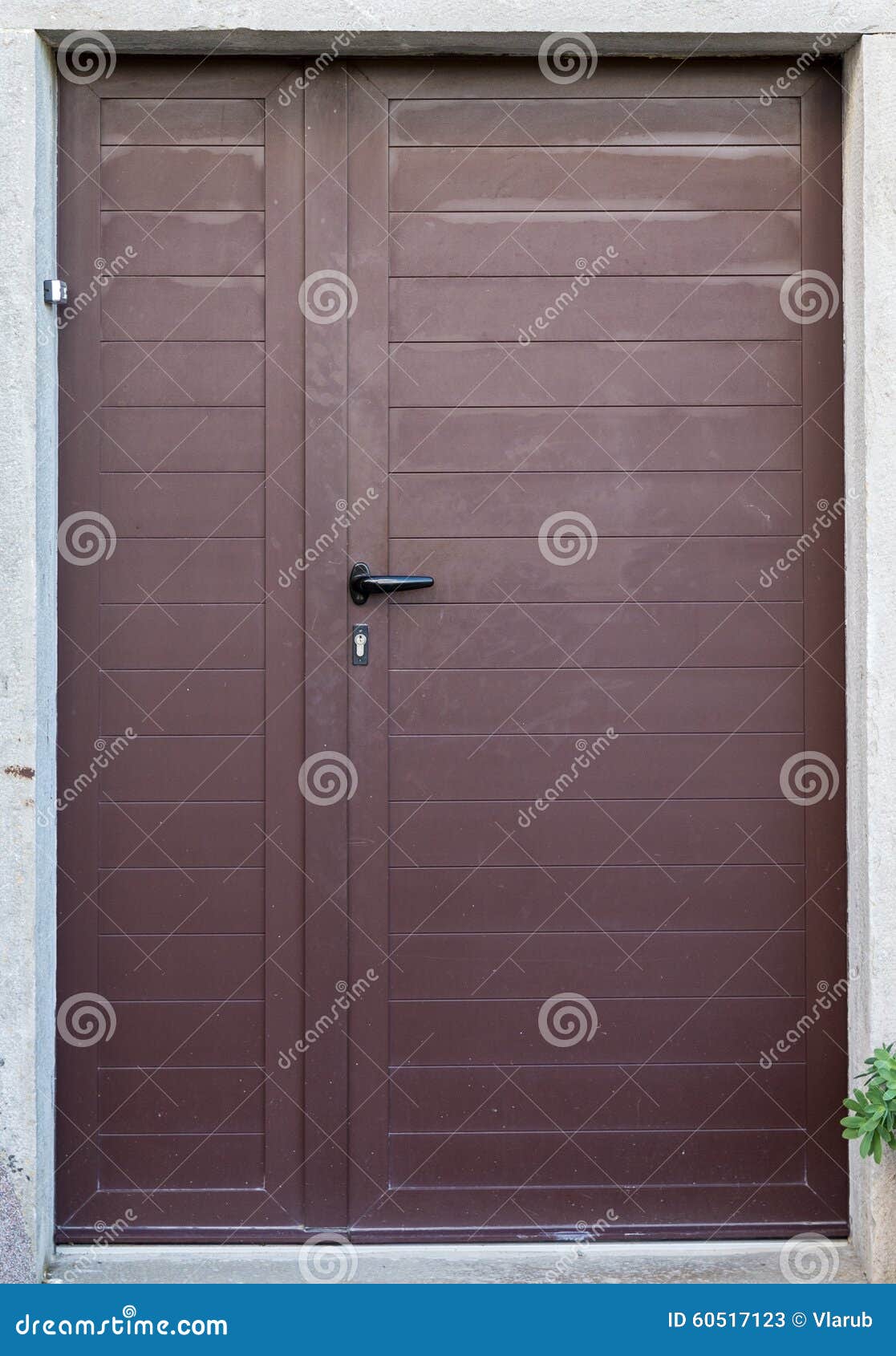 Double-wing Front Door Brown Stock Image - Image of facade, exterior ...